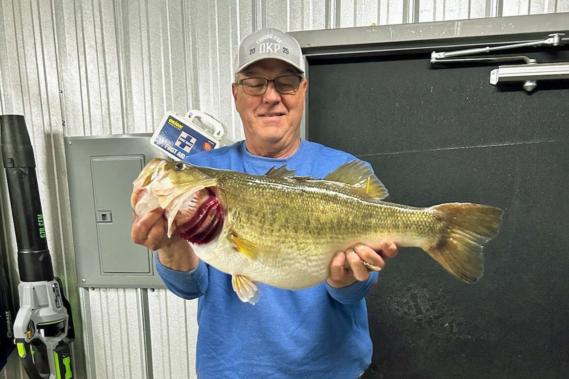 Texas fishing program hands out replica trophies for big bass