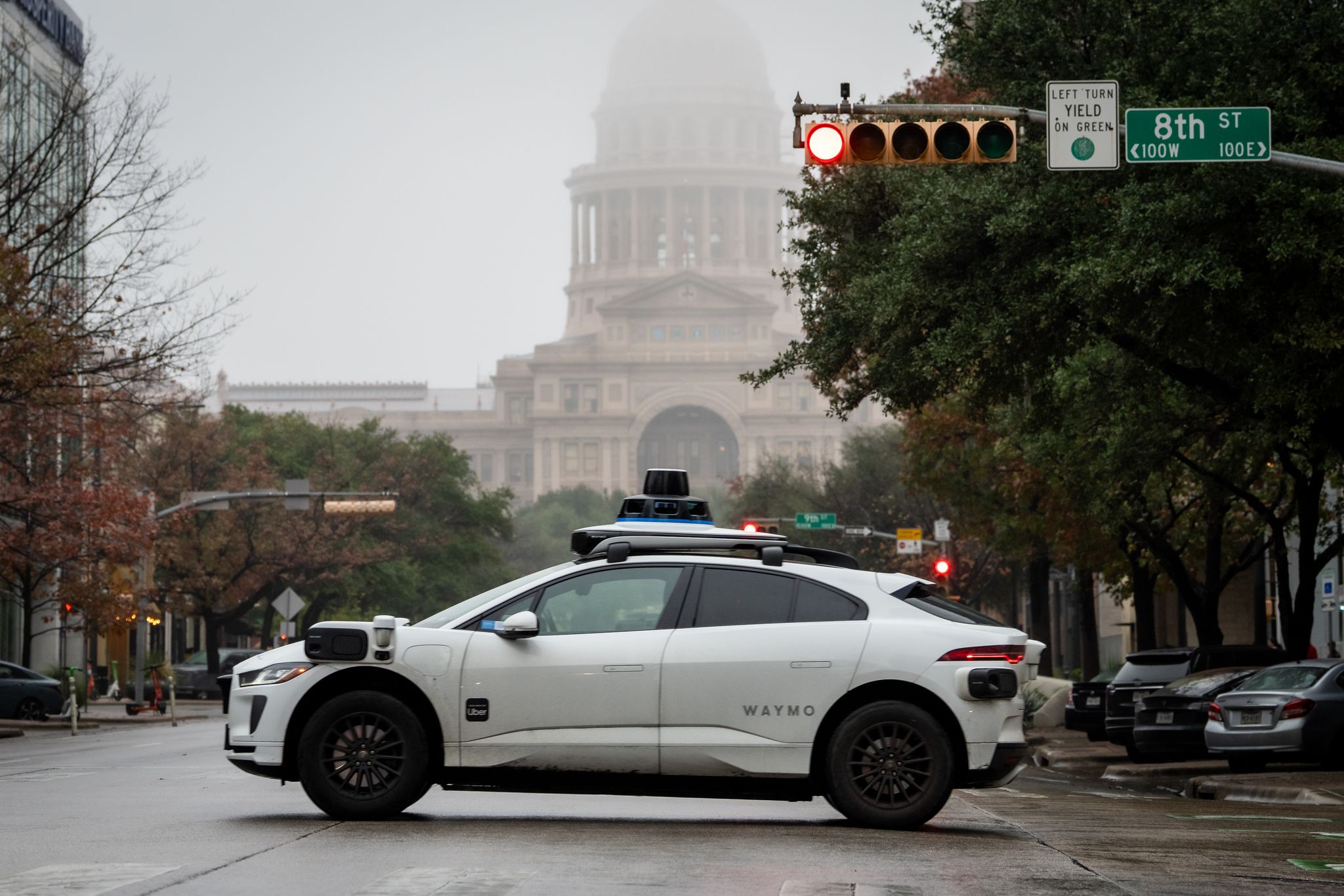 Waymo human remote agent told robotaxi to pass school bus: NTSB