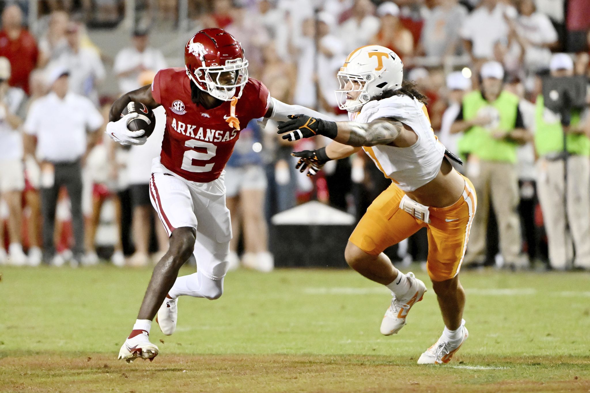 Late TD pushes Arkansas past No. 4 Tennessee in historic CFB night
