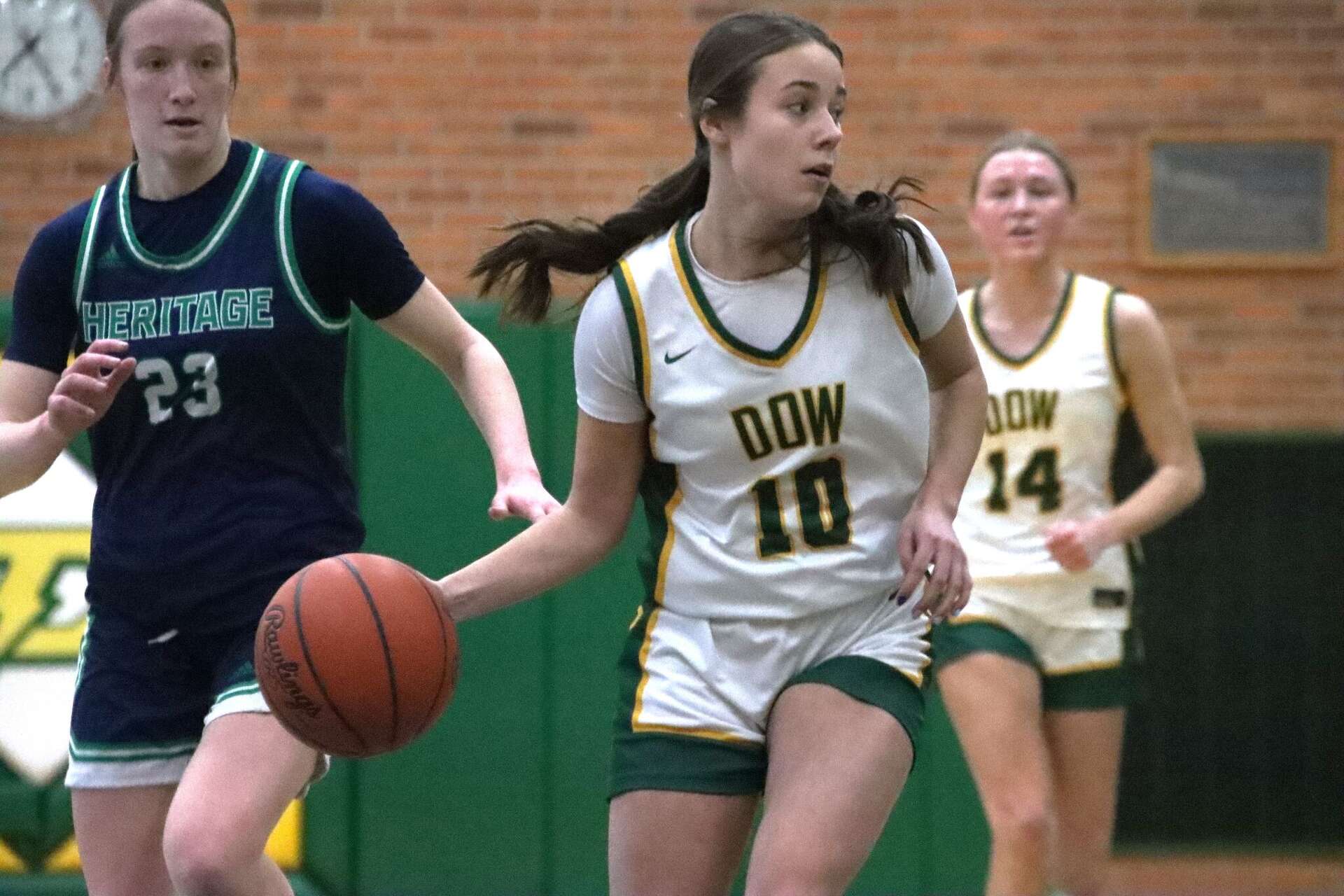 Dow girls battle but come up short vs. Heritage