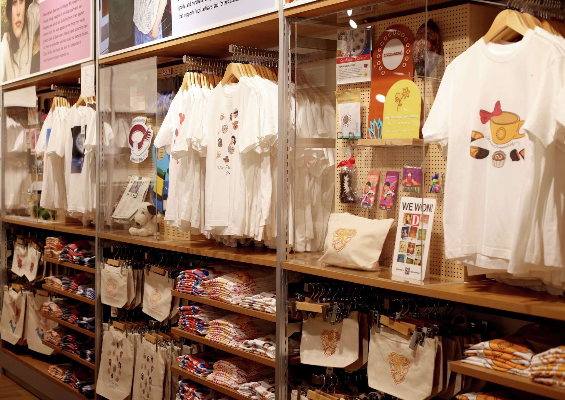 Japan's Uniqlo launching in Dallas with modern, sleek layout