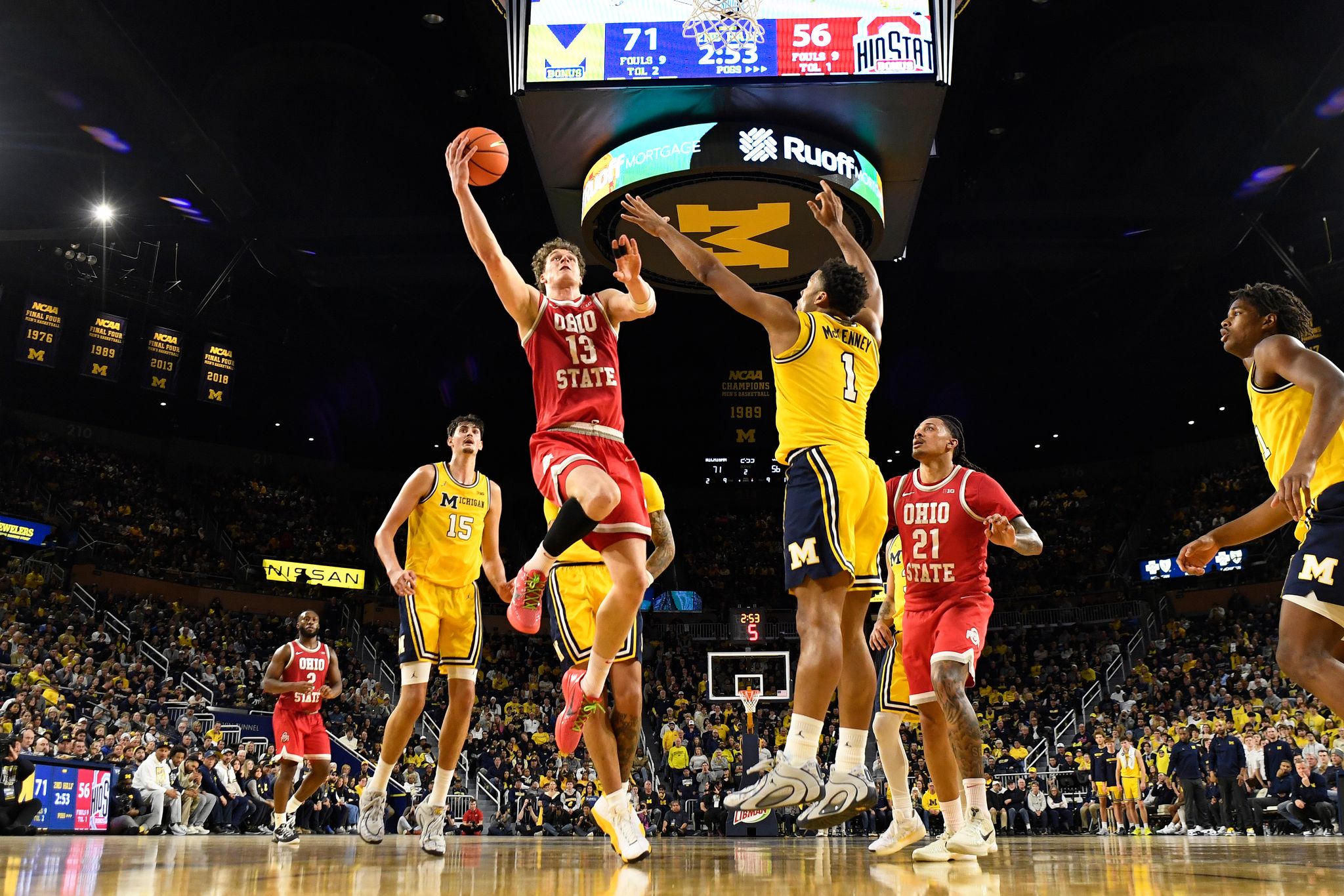 Yaxel Lendeborg scores 18 points, grabs 9 rebounds and No. 3 Michigan ...