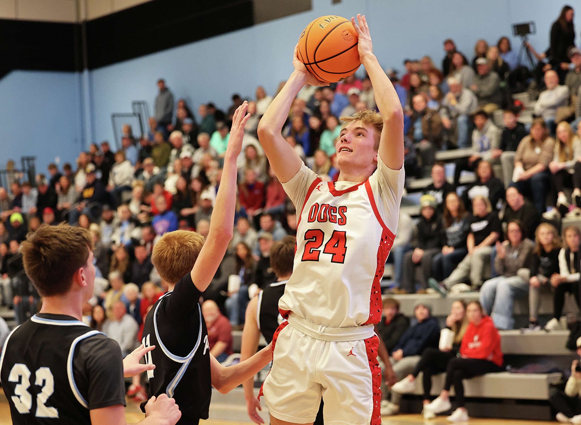 With a sweet 16th win in a row, Staunton repeats as county champion