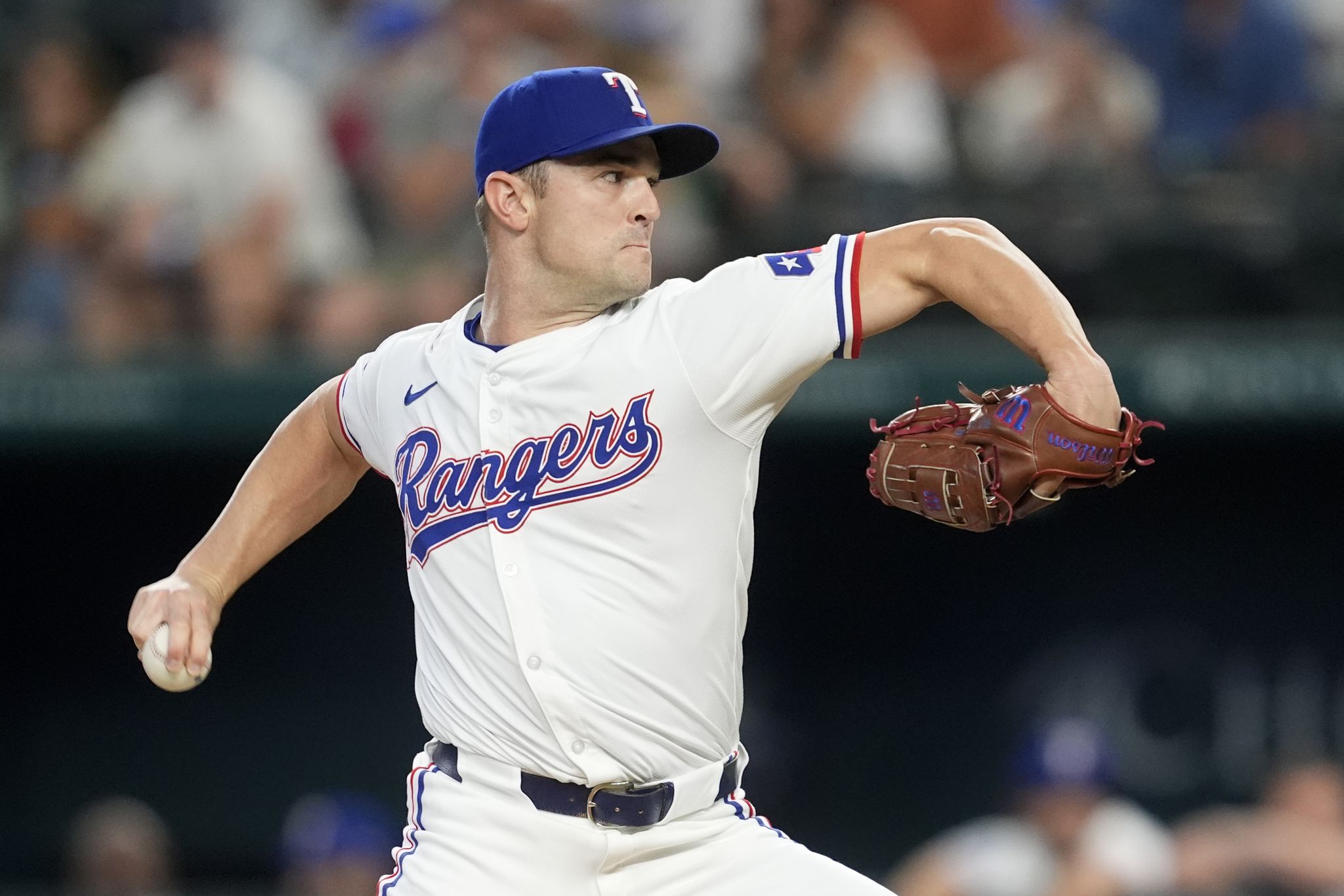 Former Texas Rangers reliever David Robertson announces retirement