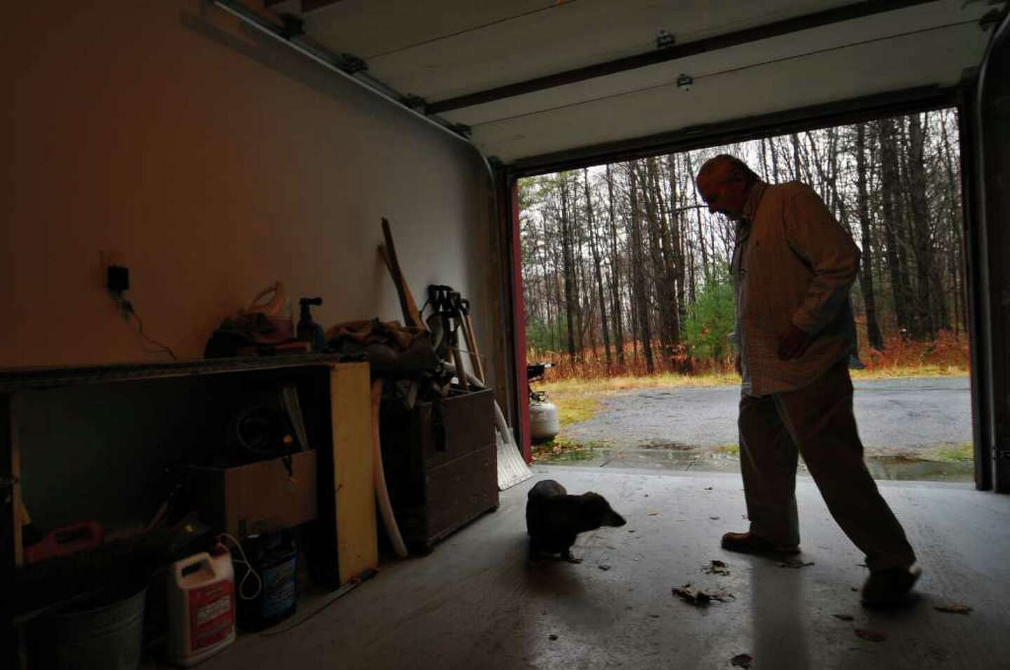 Battling chronic pain, retired anchor Ed Dague toughs out a memoir