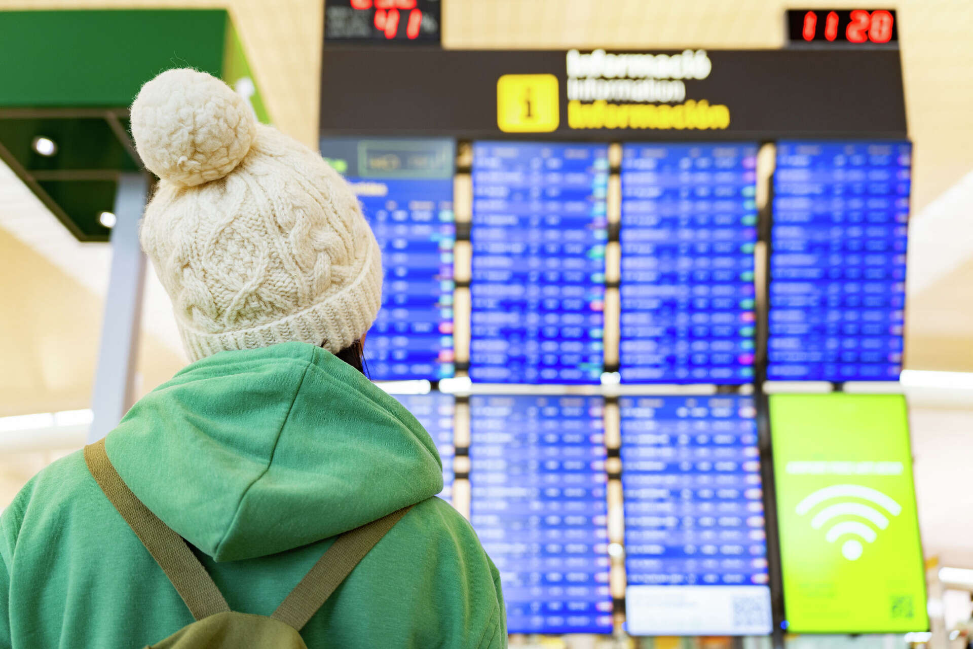 Here's how to reschedule flights ahead of Sunday's snow storm