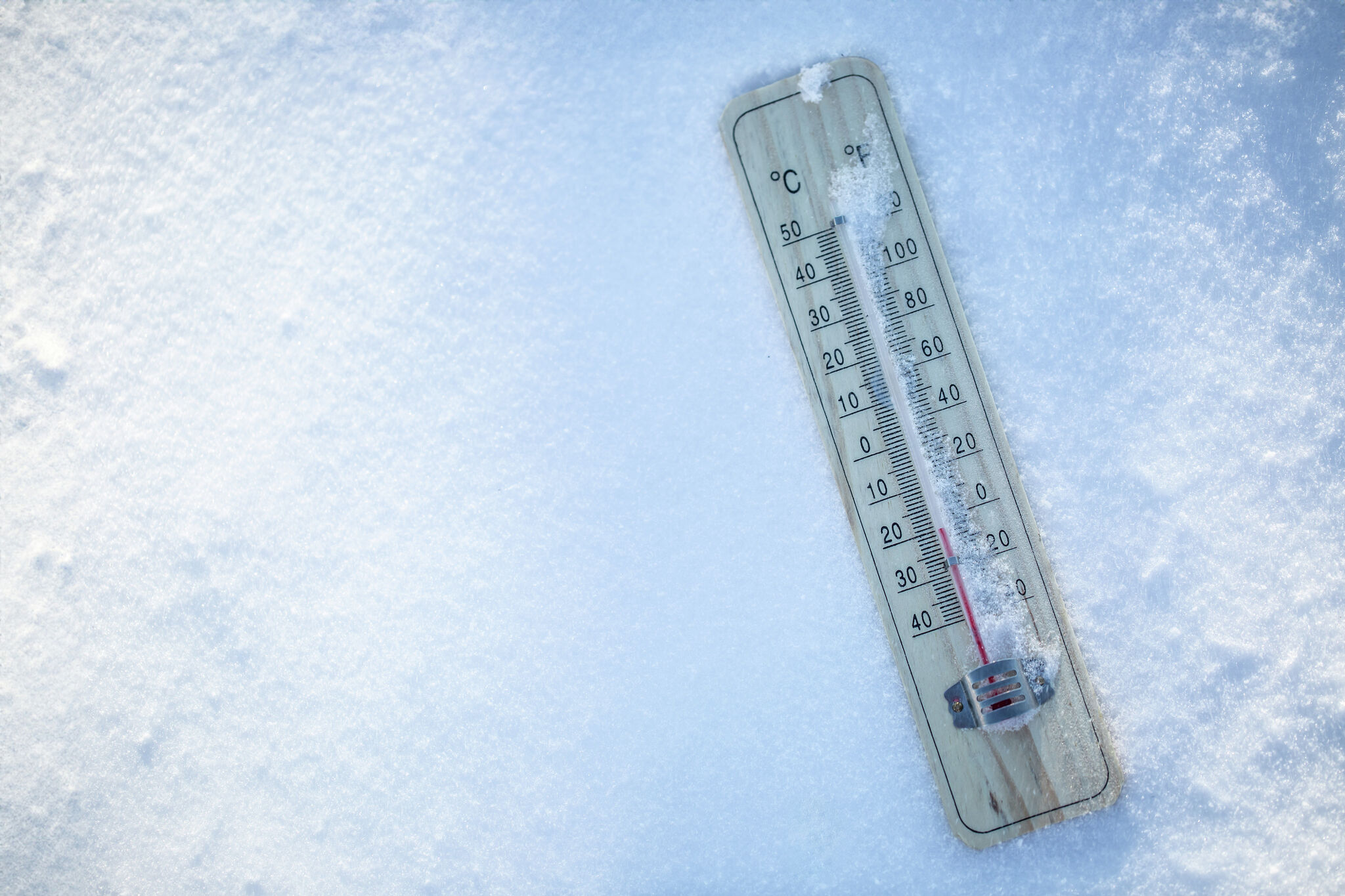 Ford scores 21 as Temple knocks off UTSA 70-64