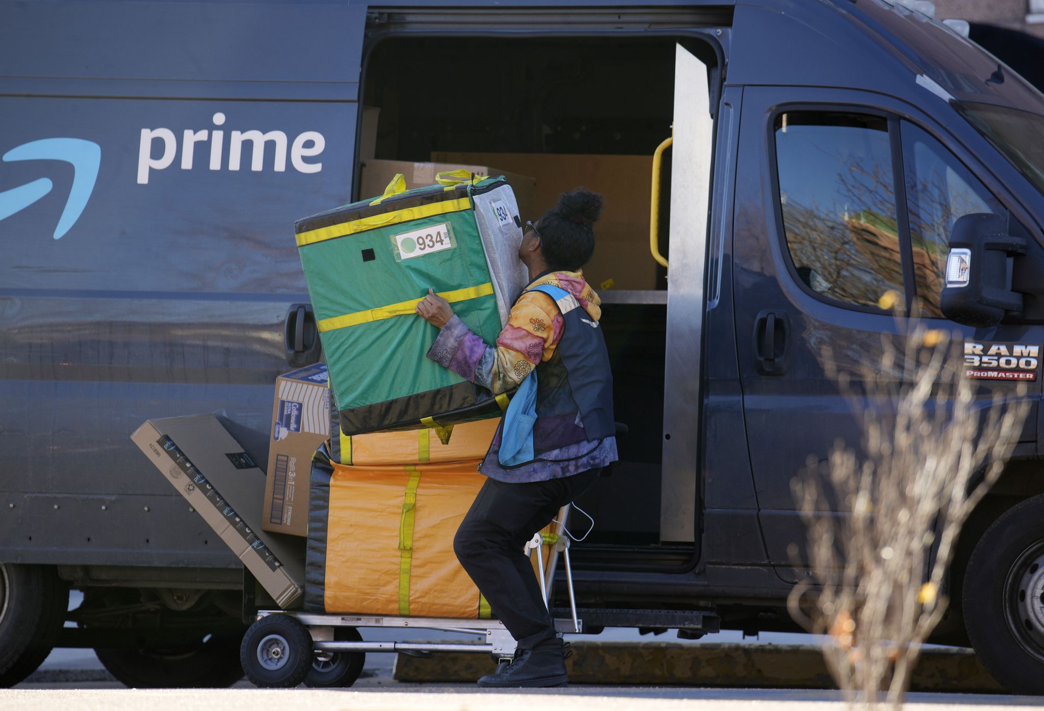 Amazon delivery firms are bailing amid rising costs, meager profit