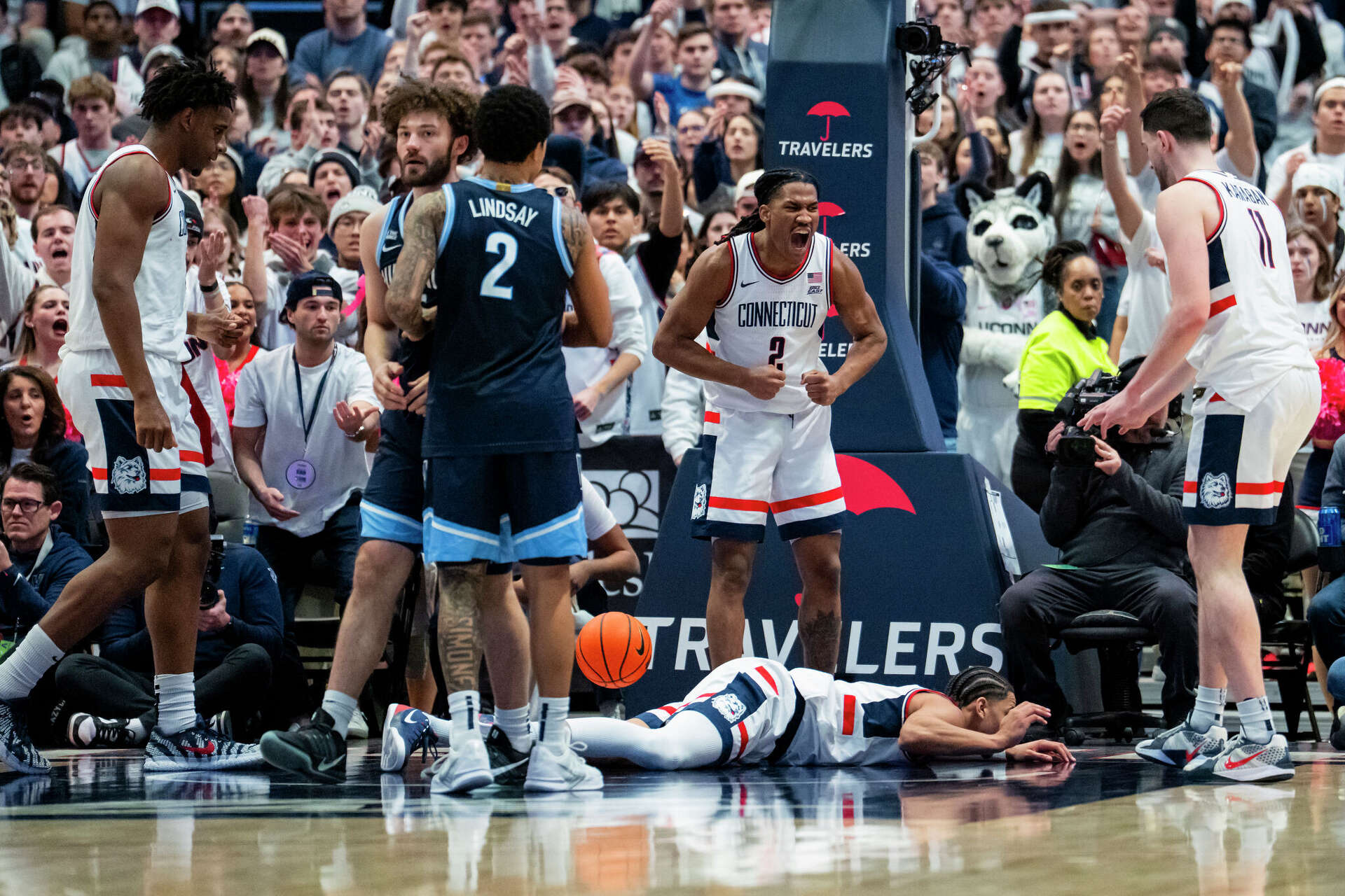 UConn men's basketball survives for overtime win over Villanova