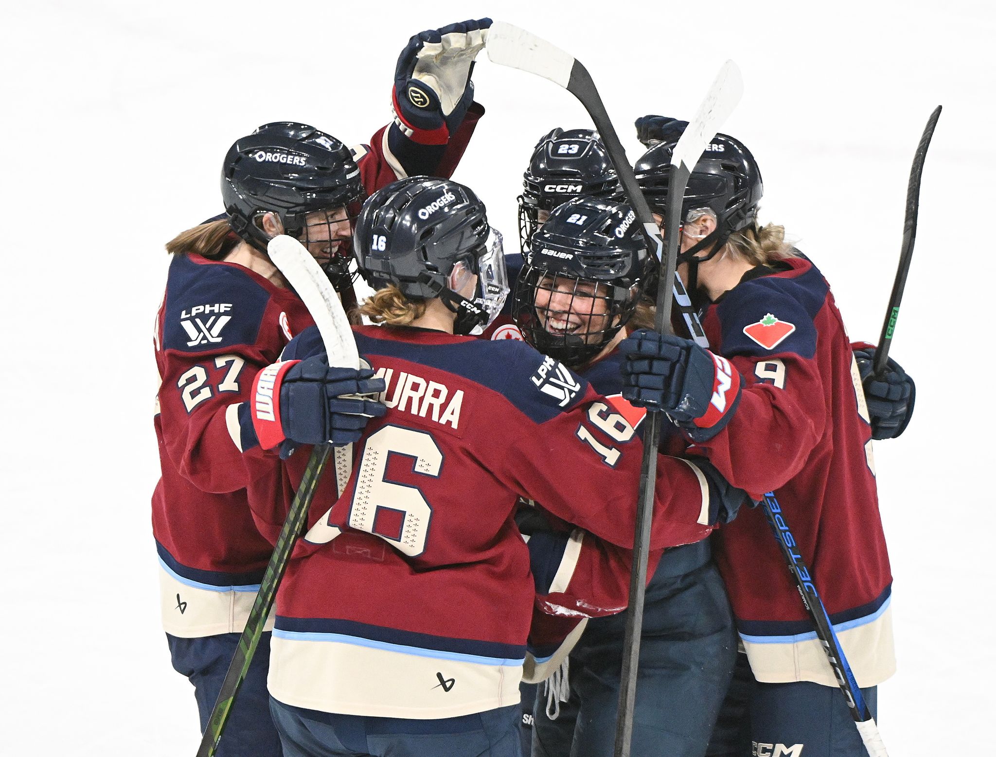 Maureen Murphy scores twice in Victoire's 3-1 victory over Charge