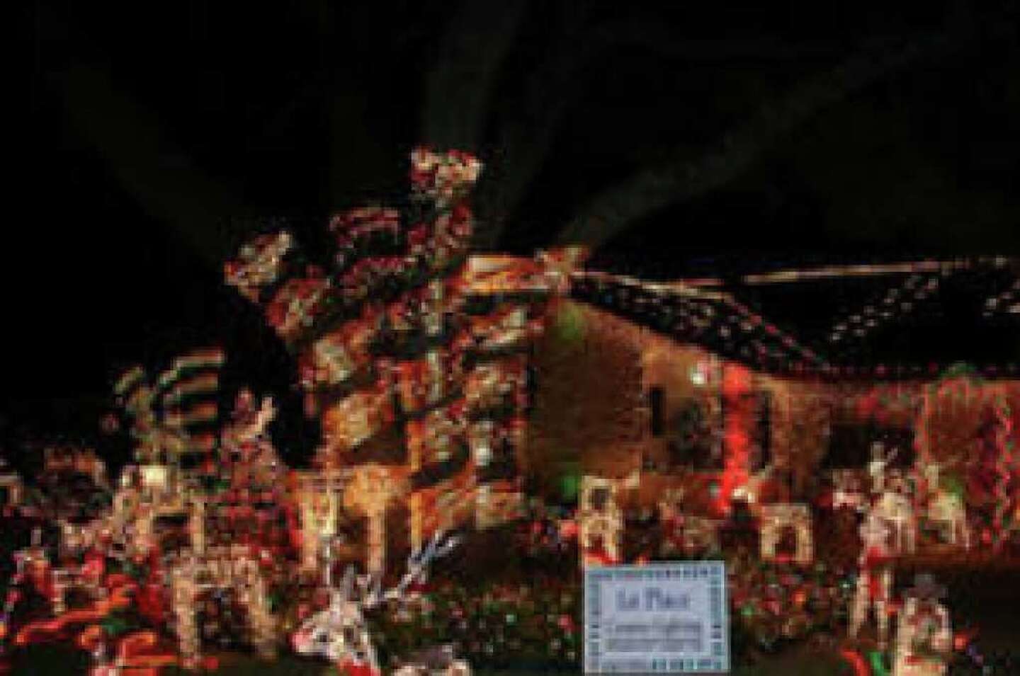 Windcrest residents prepare for Light-Up