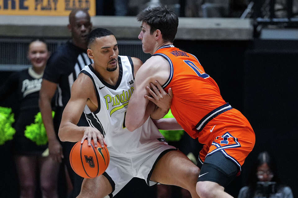 Illinois coach Brad Underwood gives update on David Mirkovic injury