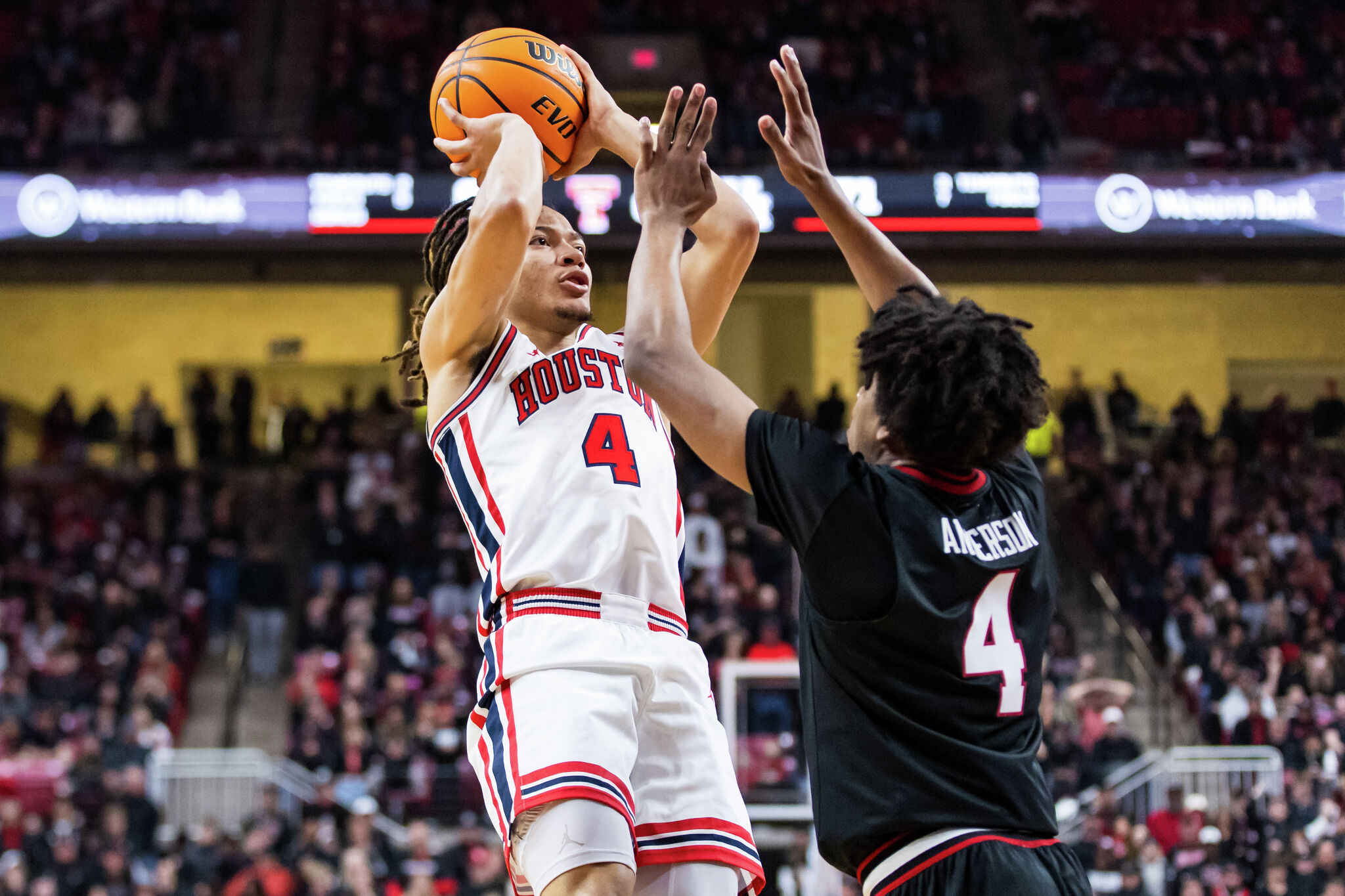 UH basketball: Cougars' record road win streak ends at Texas Tech