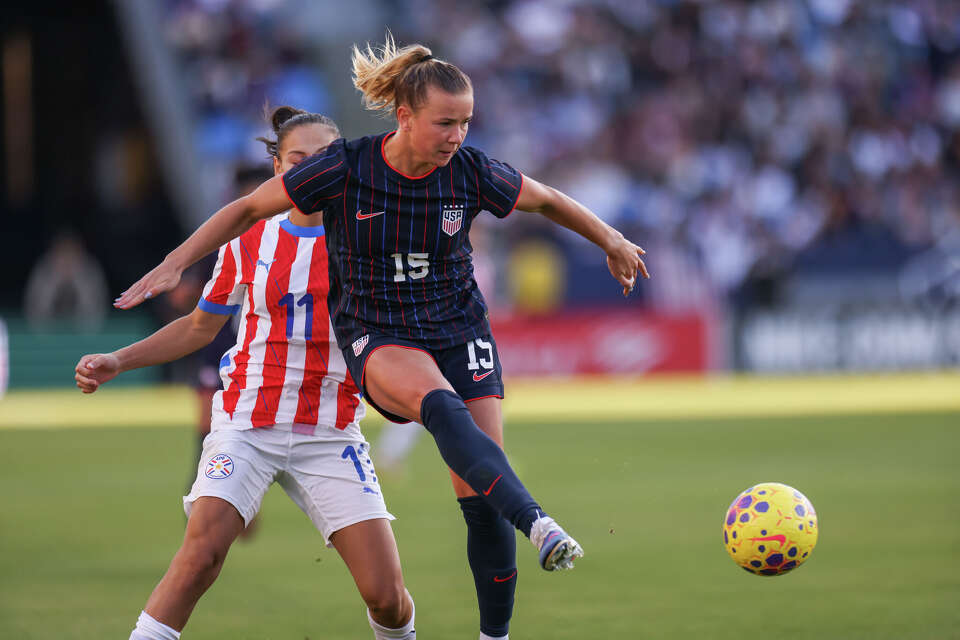 USWNT's Emma Hayes: Claire Hutton a 'future captain in the making'
