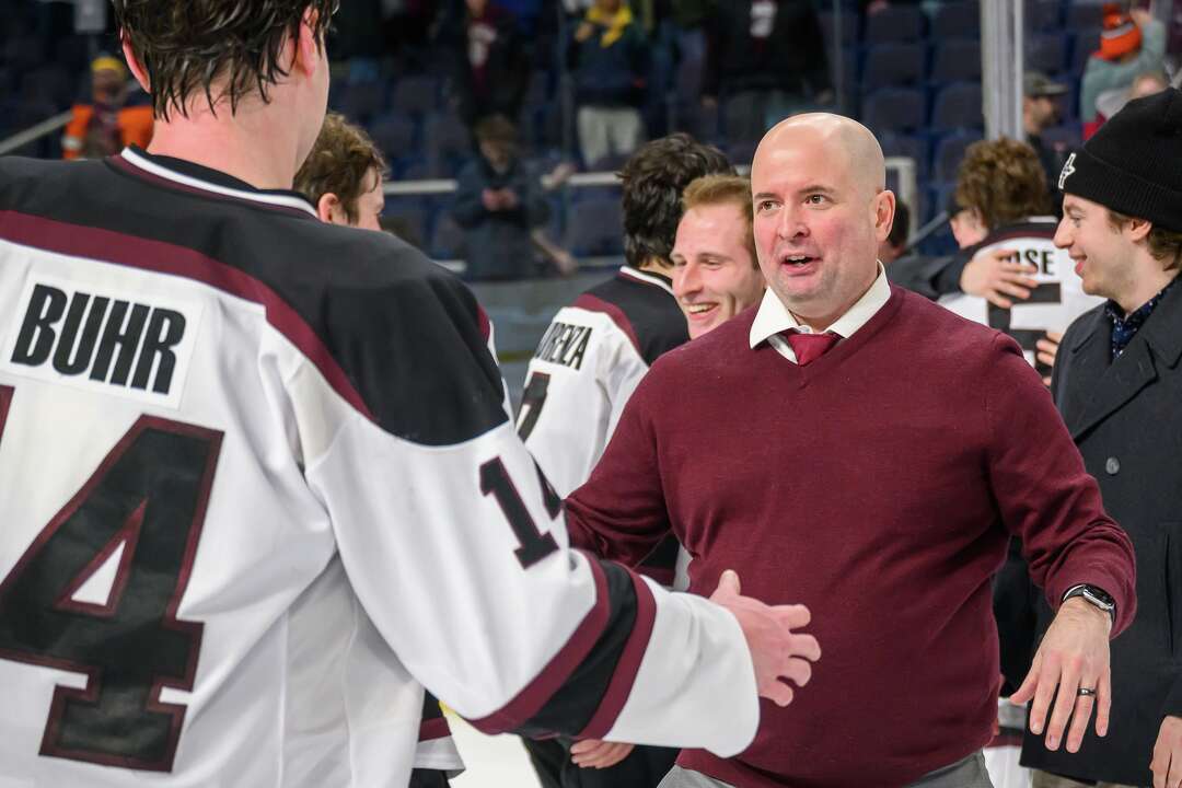 Union men's hockey rallies past RPI for fifth straight Mayor's Cup win
