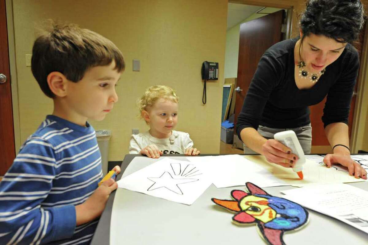 Hope Fund aids Spanish culture program