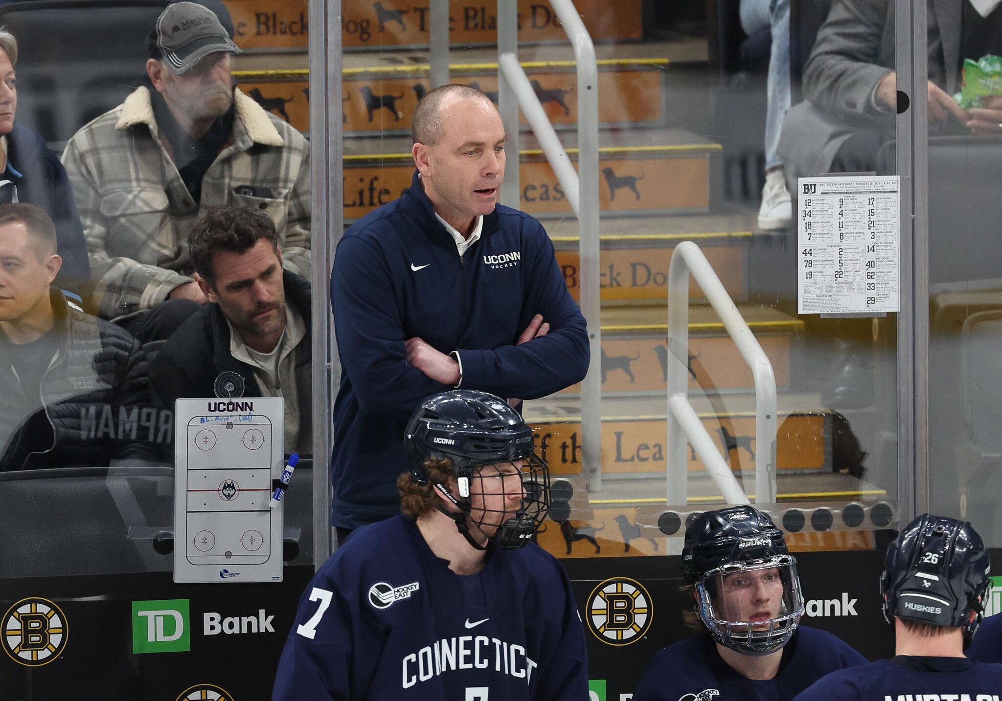 UConn wins second straight Connecticut Ice championship
