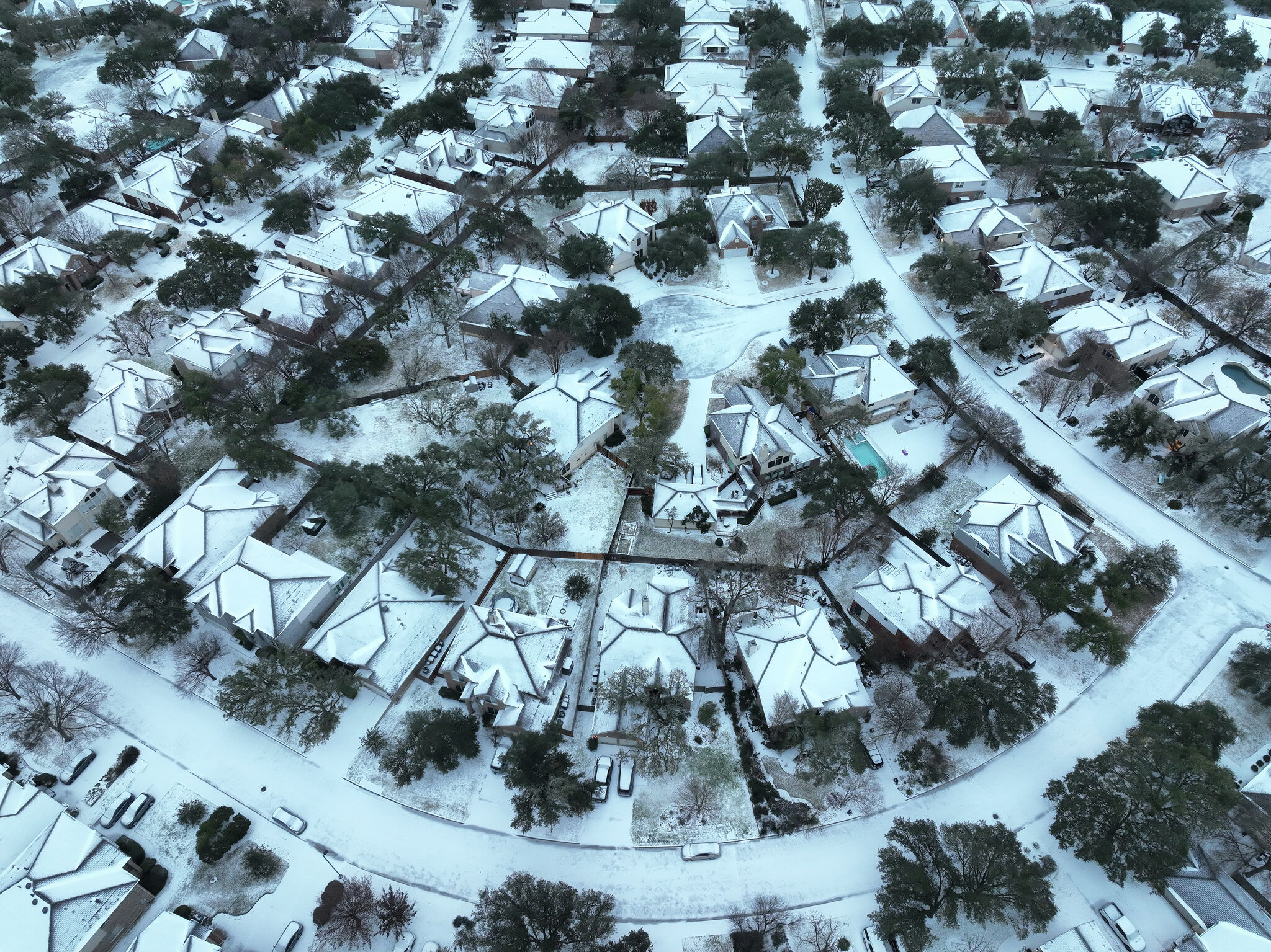 Austin winter storm photos and videos show ice, sleet and empty roads