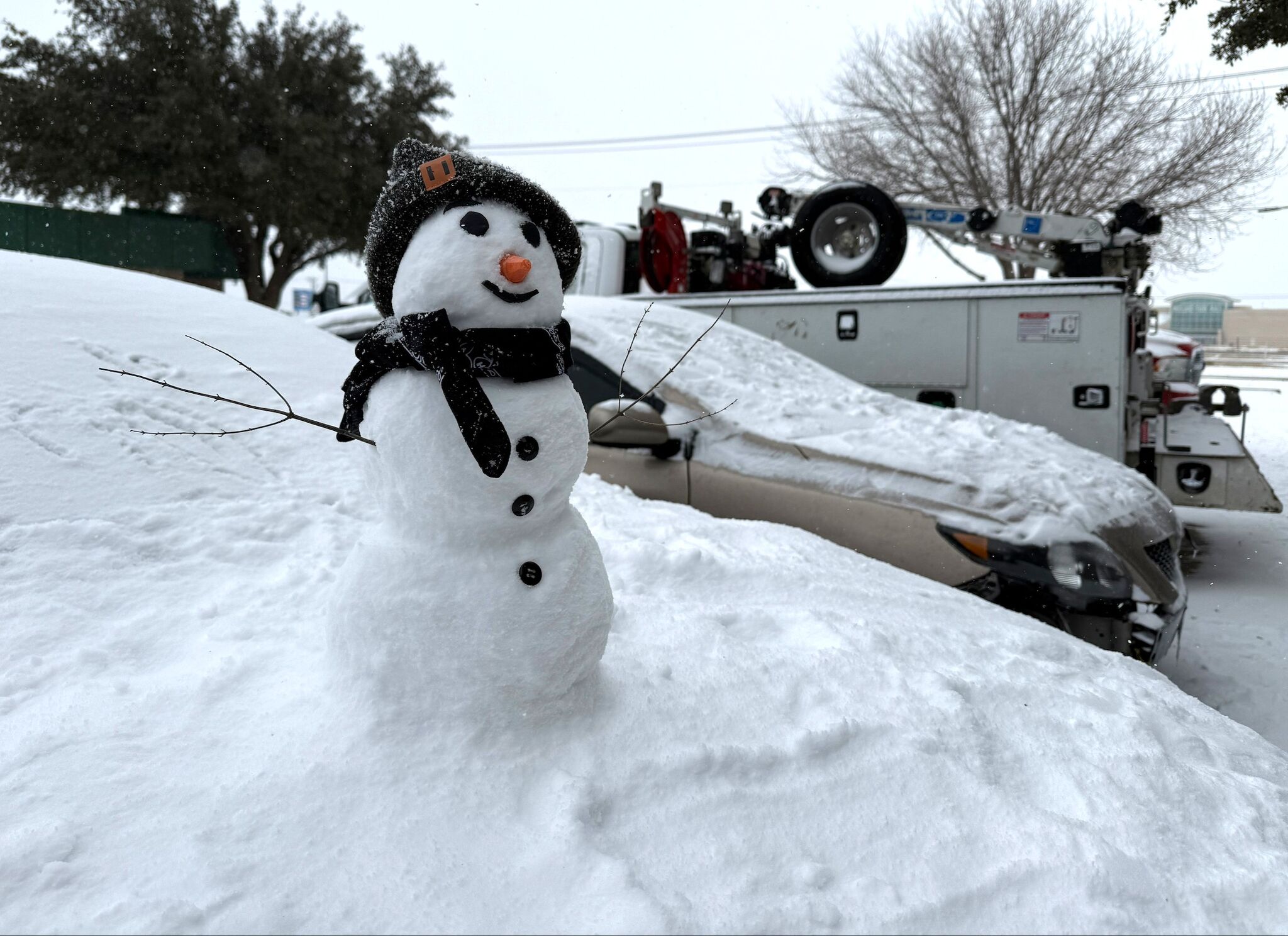 Former candidate Perry Johnson joins crowded Republican field running ...