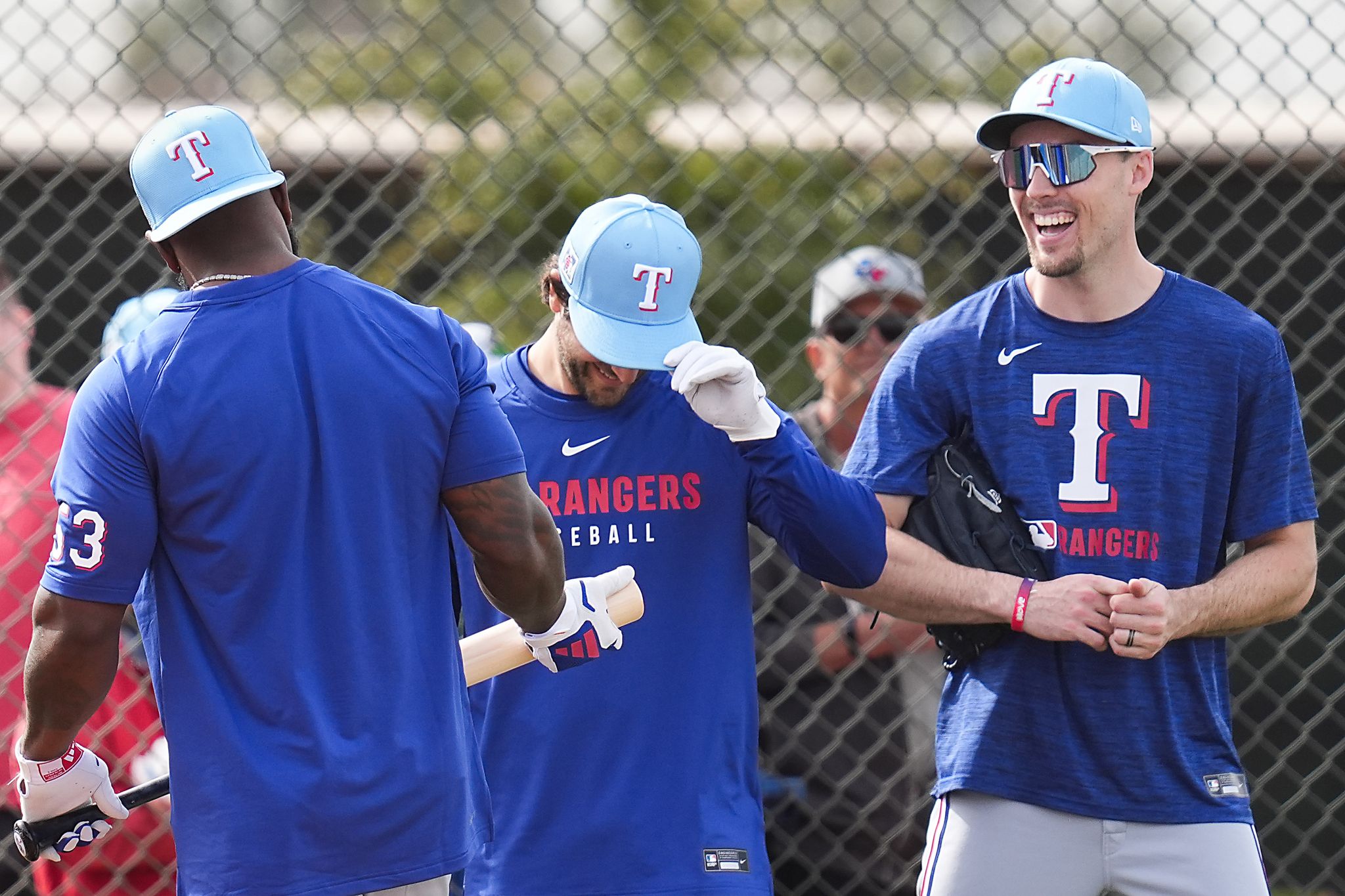 Is Rangers OF Evan Carter past his back issues? The answers aren't ...
