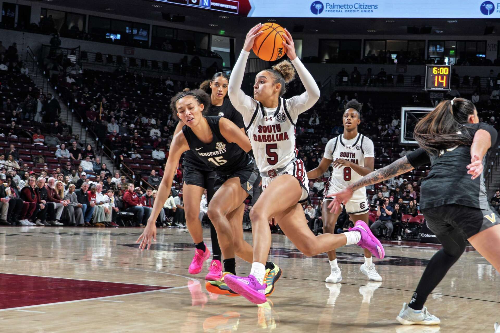 Latson, Johnson lead No. 2 Gamecocks to 103-74 win, ending 'Dores ...