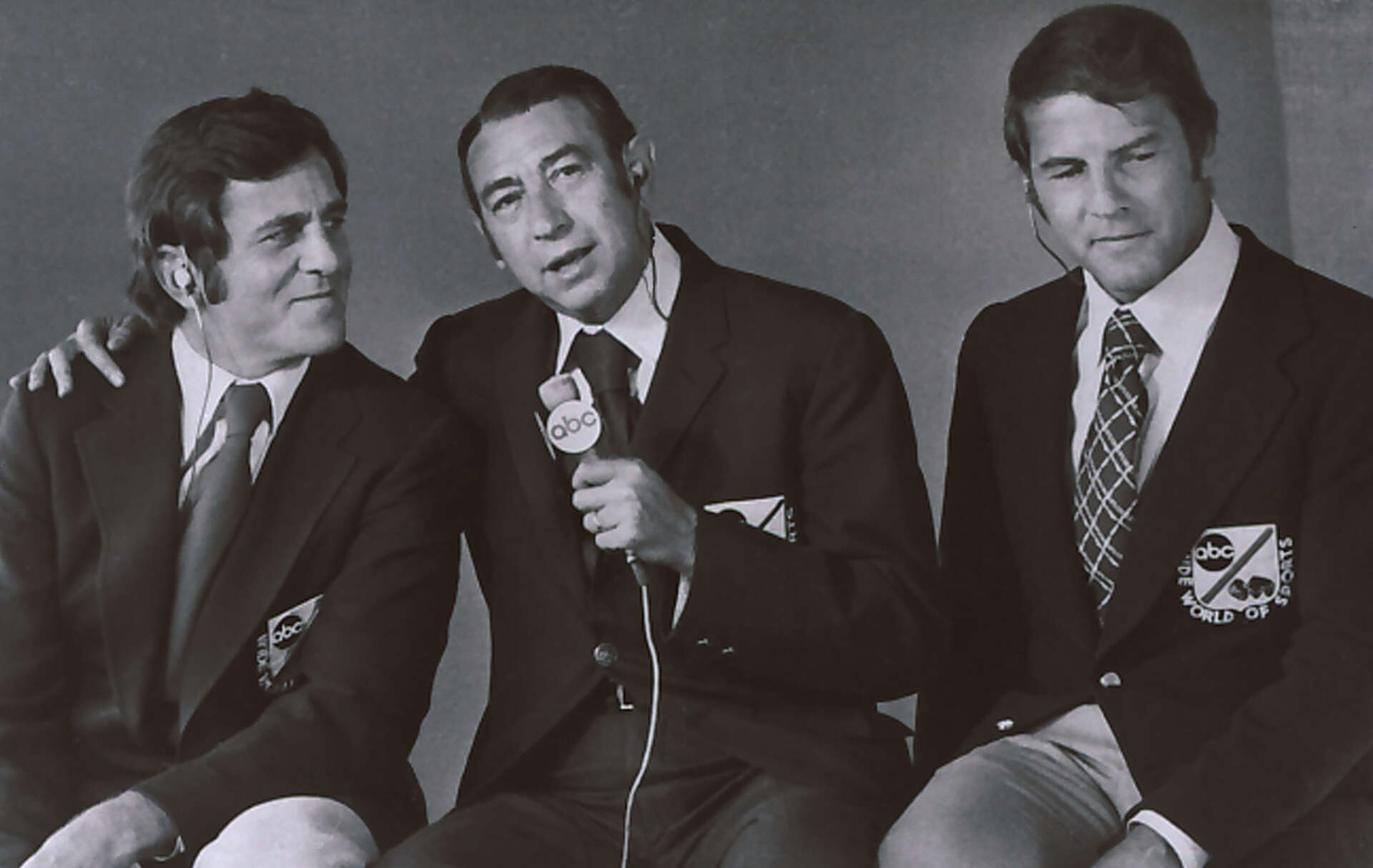 Ex-Cowboys QB, 'Monday Night' announcer Dandy Don dies at 72