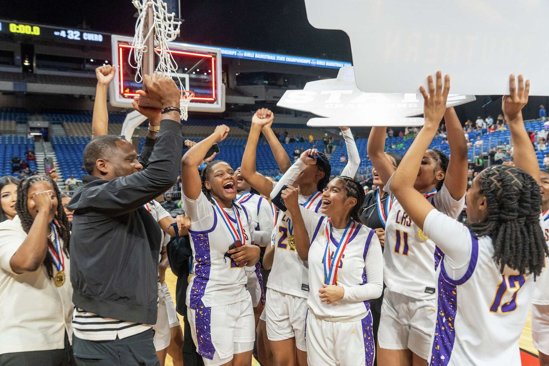 Schedule and results for UIL girls basketball playoff games