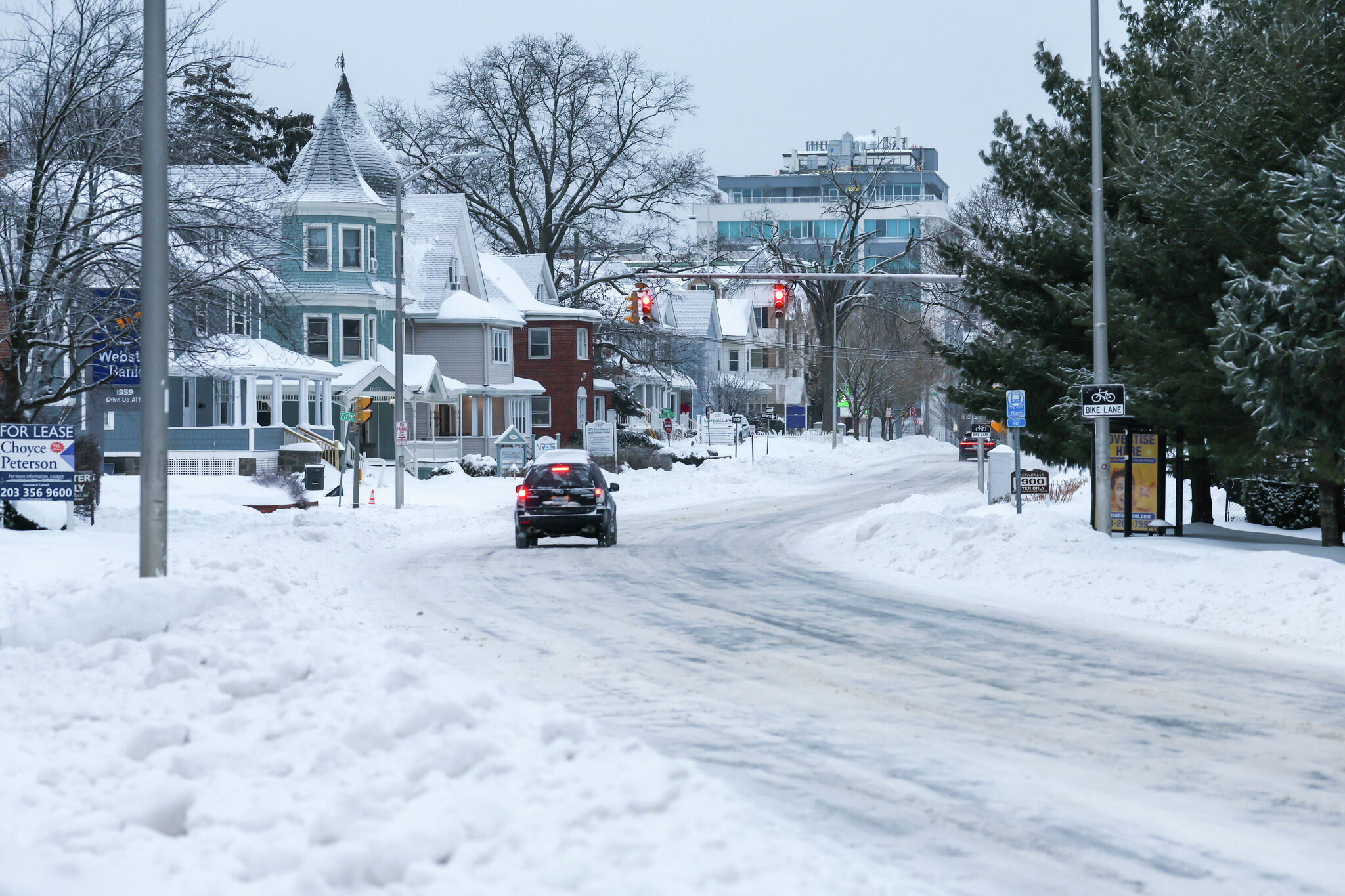 CT stores, churches announce cancellations Sunday ahead of snow