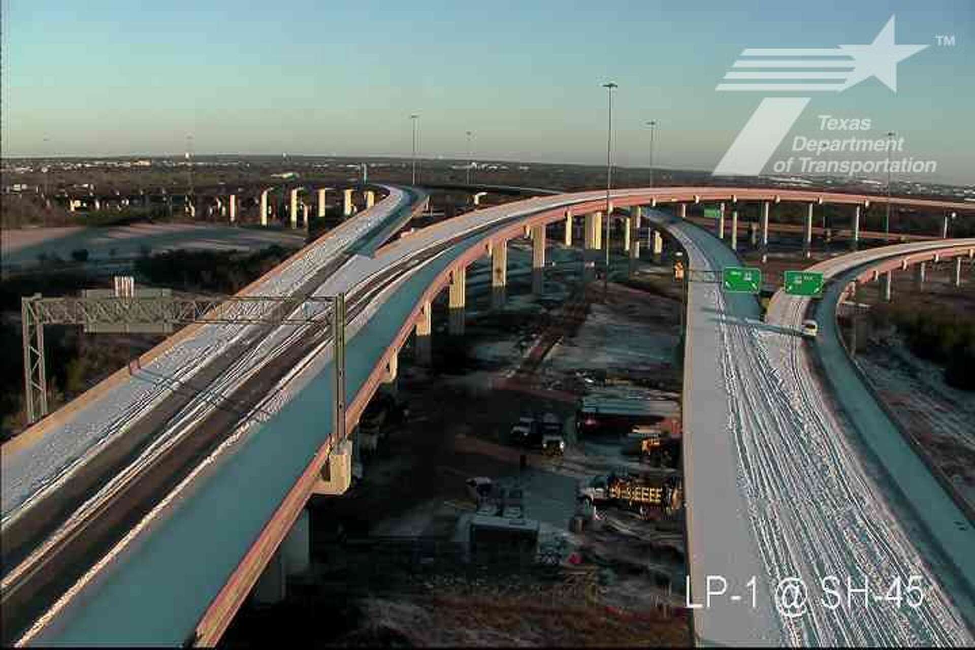 Major Texas highways coated in sleet, ice in Austin
