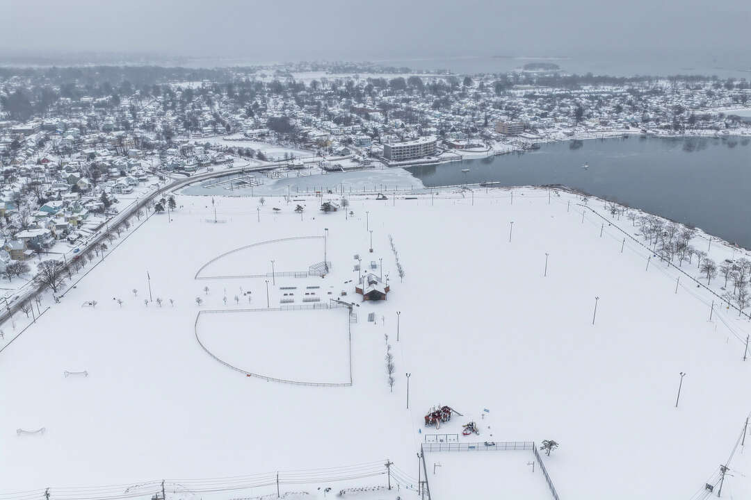CT digs out from winter storm's heavy snow, extreme cold to last days