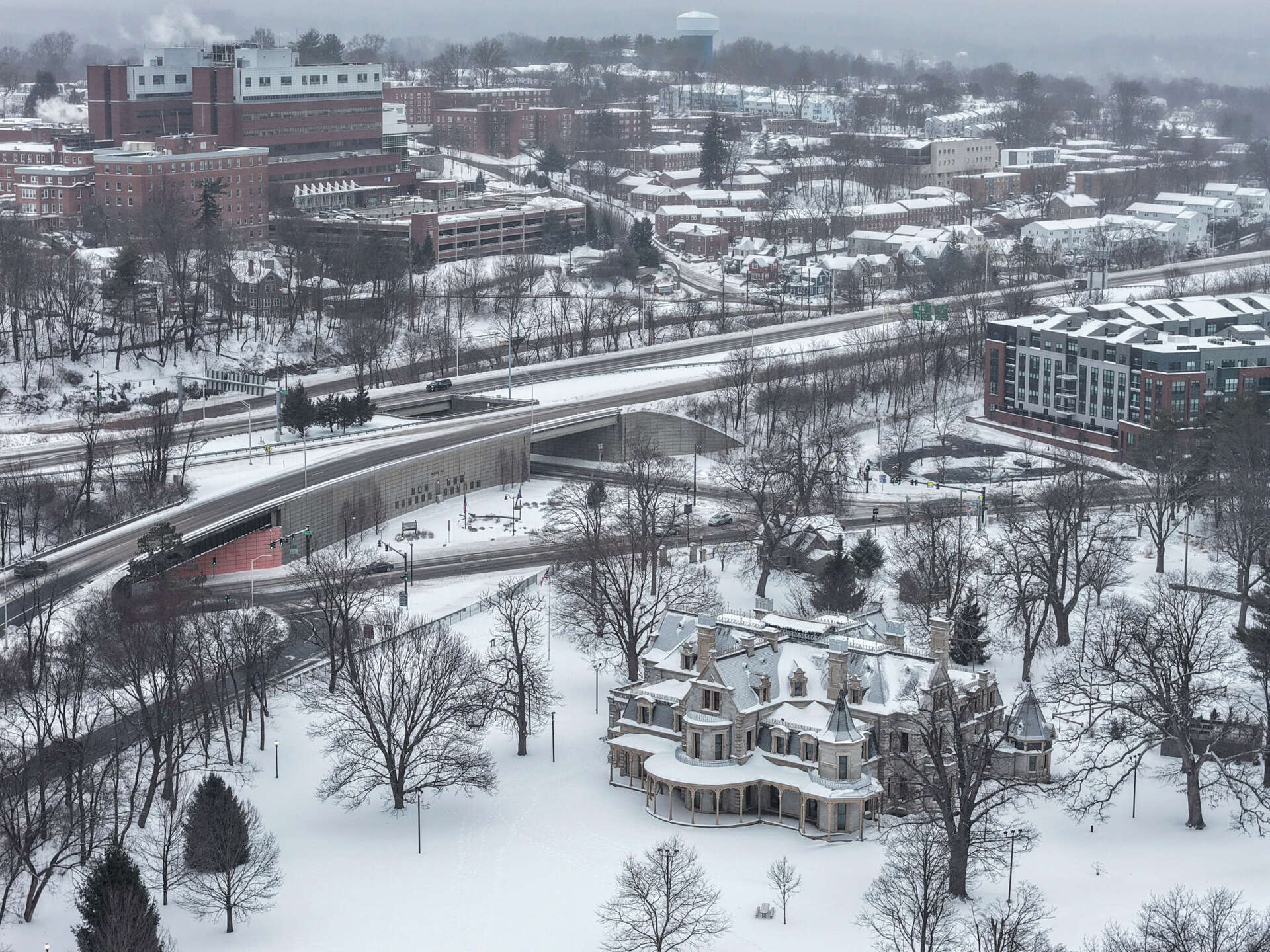 CT digs out from winter storm's heavy snow, extreme cold to last days