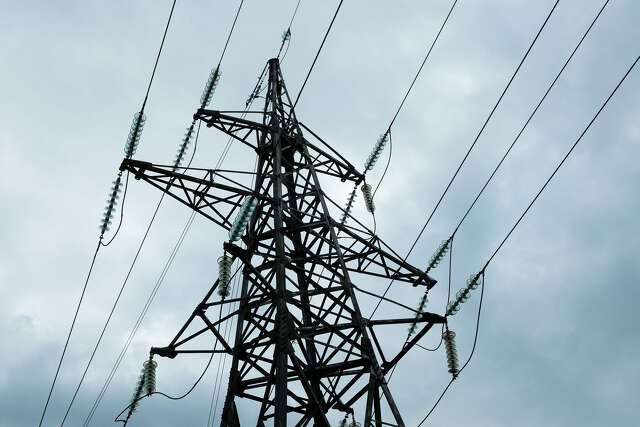 Freeze warning continues as power outages hit South Texas