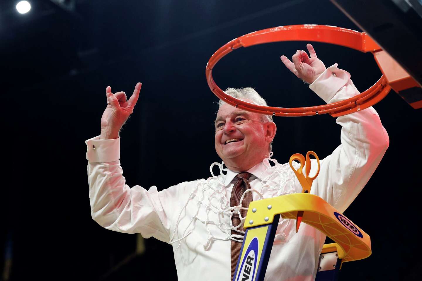 5 things to know about Texas women's basketball coach Vic Schaefer