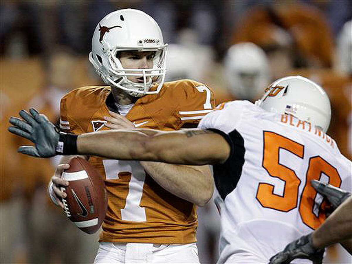 Longhorns' Gilbert elects to transfer