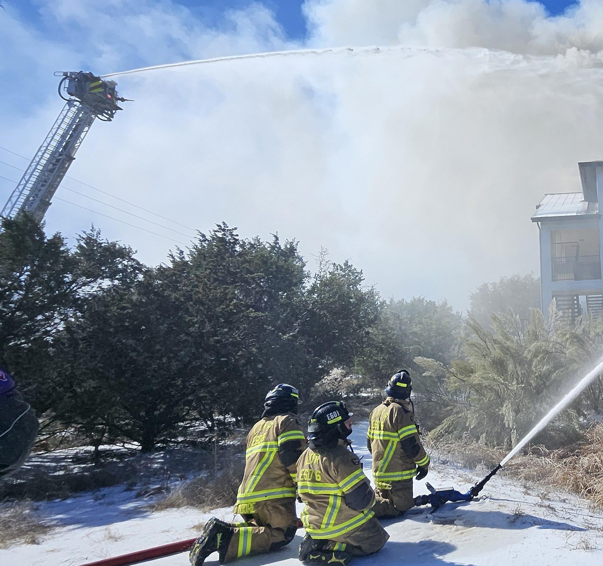 7 dead, 1 injured after Houston-registered jet crashes in Maine