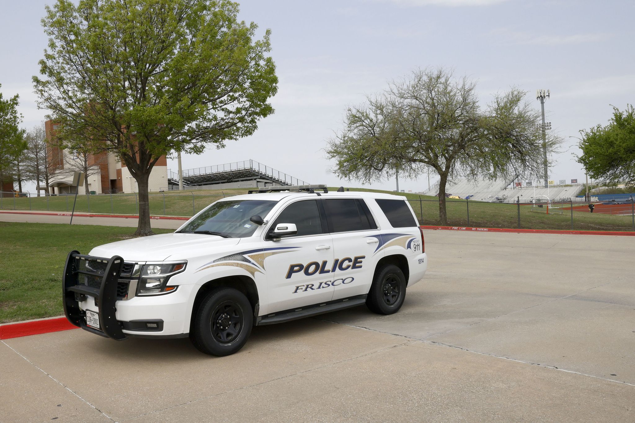 Man, 42, arrested over alleged car theft, evading Frisco police