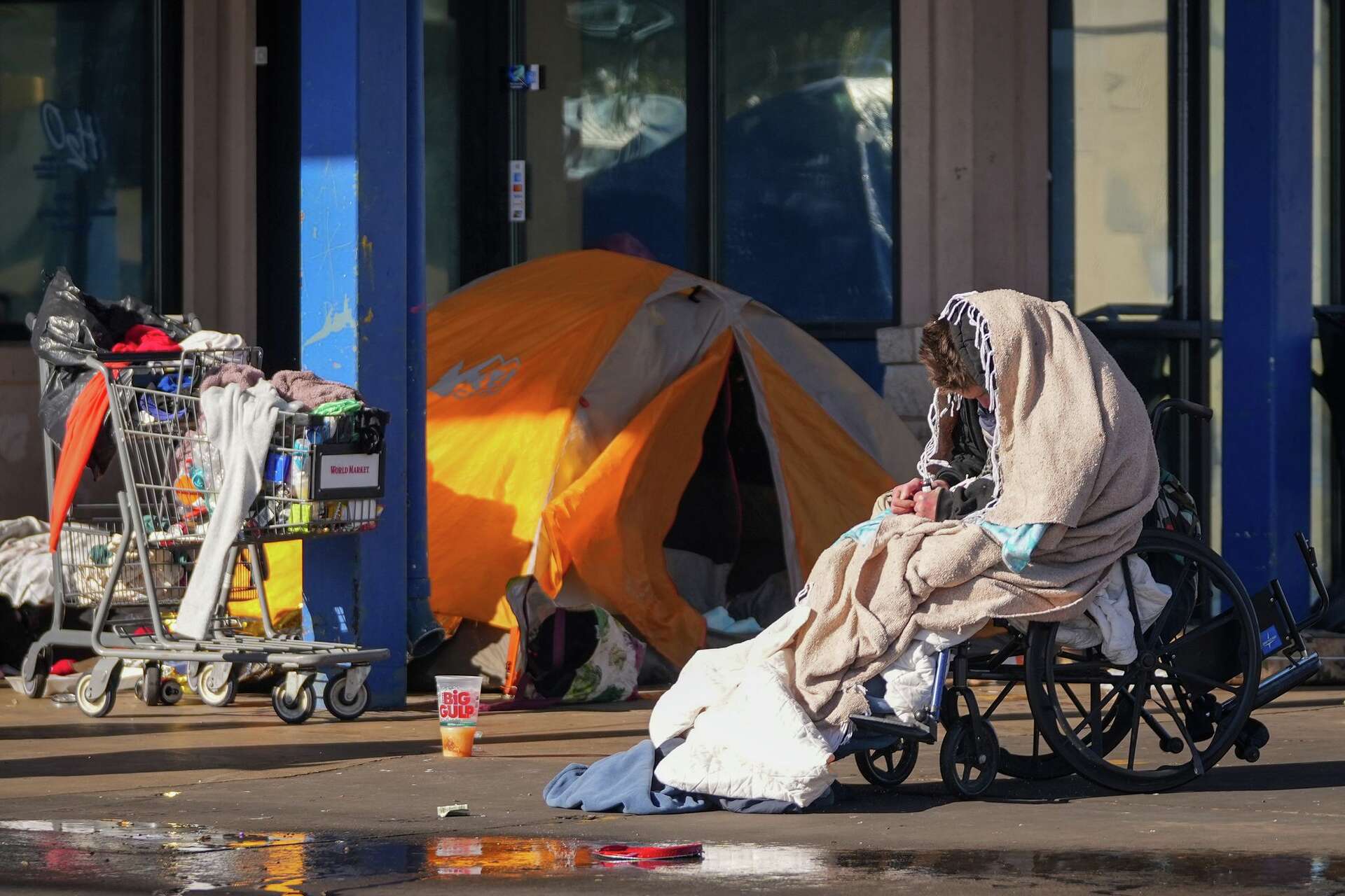 Homelessness, friendship and loss: What I learned under Austin bridge