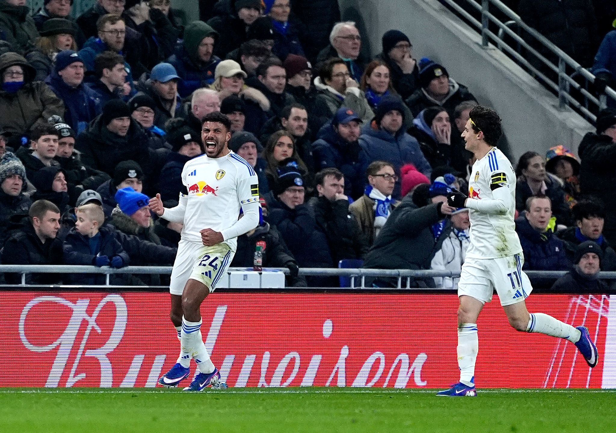 Barry anota su cuarto gol en cinco partidos y rescata empate para ...