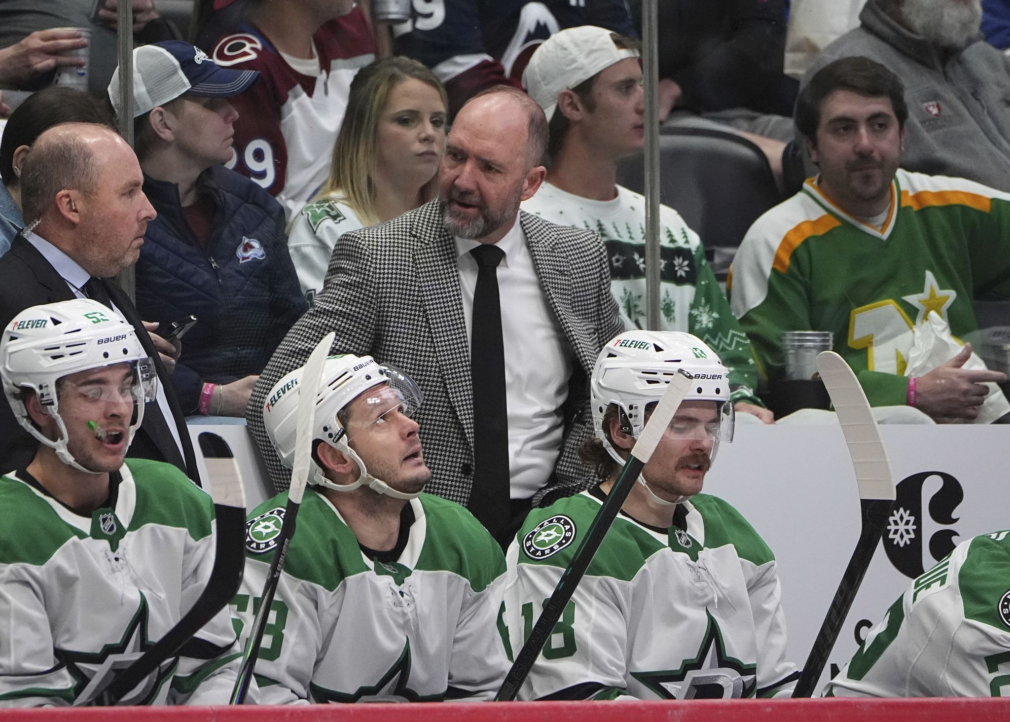 Five thoughts: Avs completely outplay Stars in Game 4
