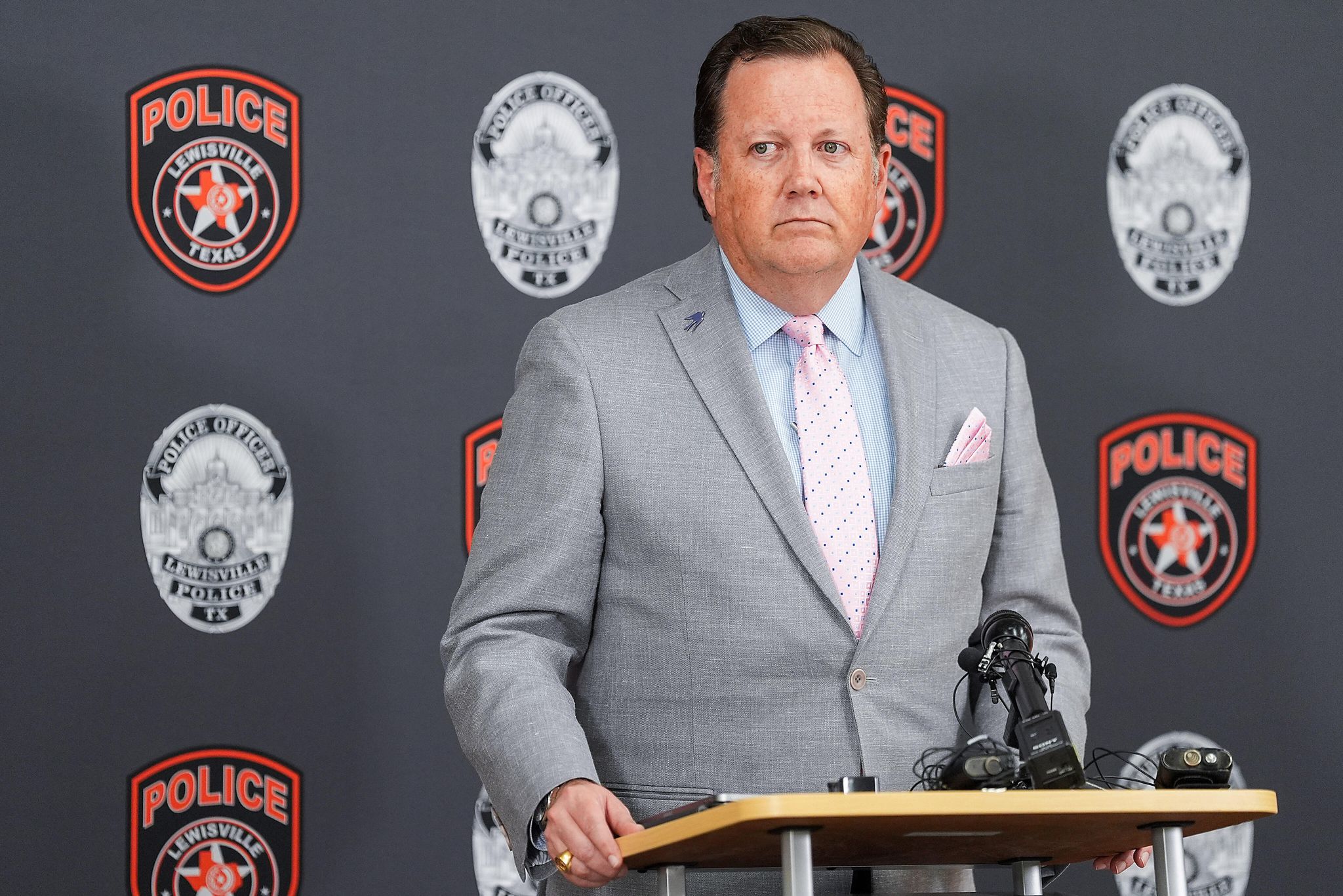 Denton County commissioner stabbed, husband killed in Lewisville