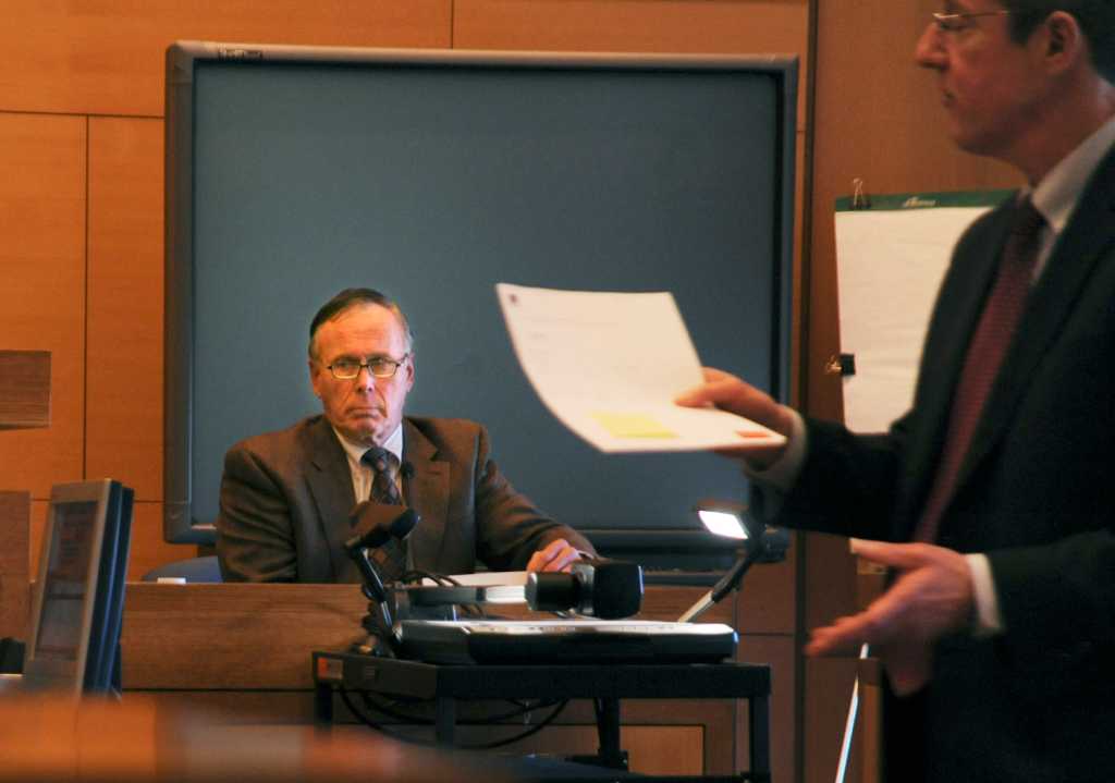 Kissel trial: Prosecutors outline possible motive