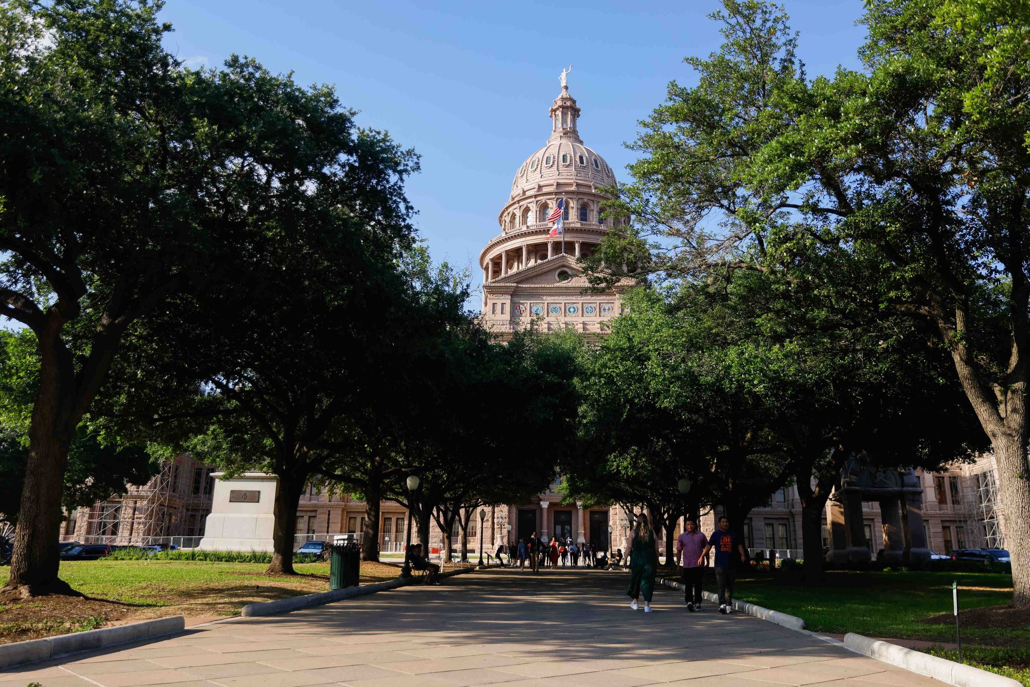 Food labels and daily PE in school head to Gov. Abbott under 'Make ...
