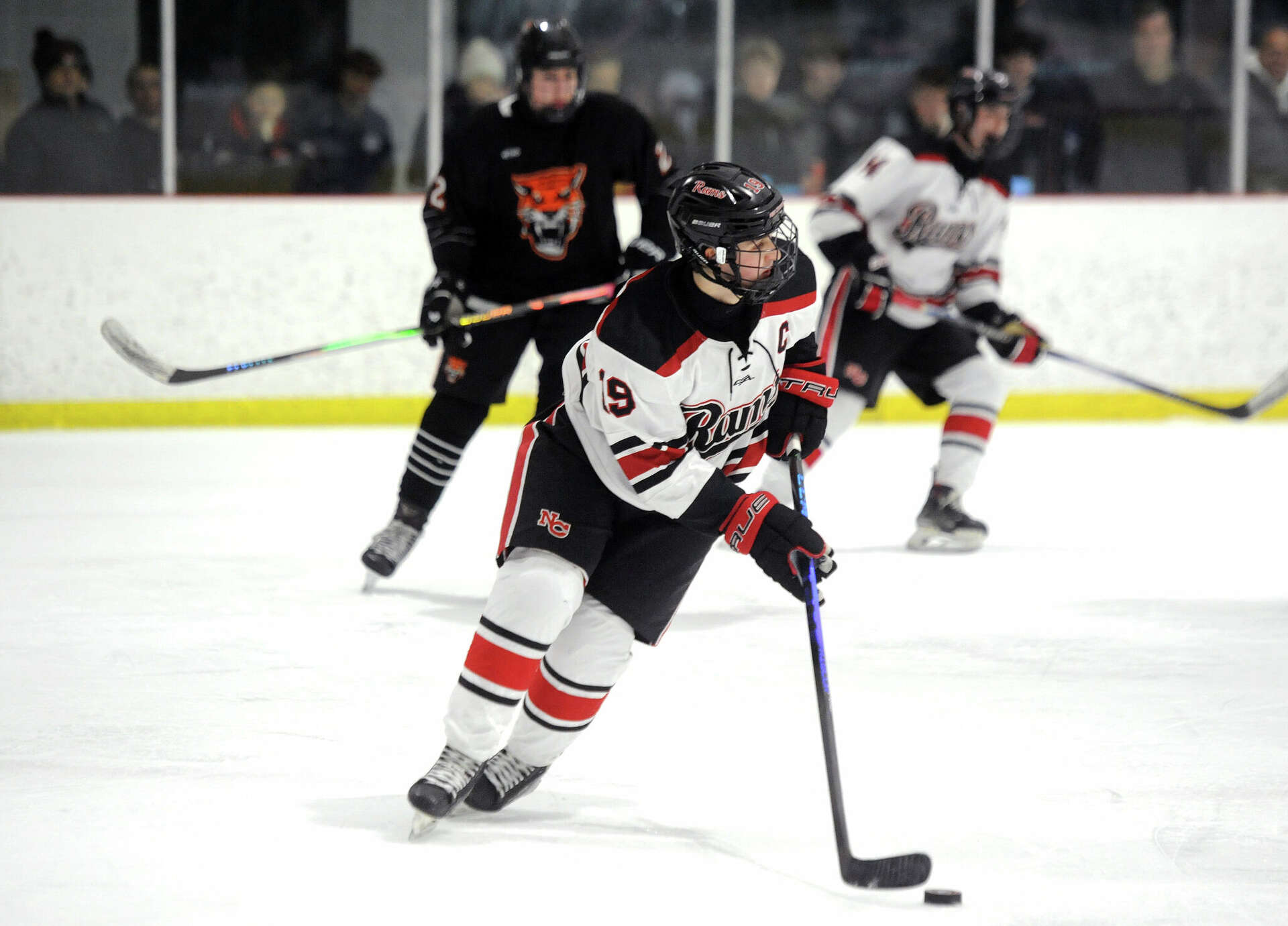 CT boys ice hockey top performances, games to watch for Jan. 27, 2026