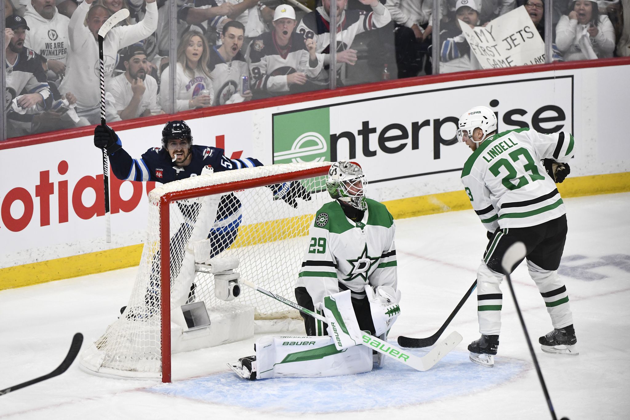 5 thoughts from Stars-Jets Game 2: Dallas suffers lopsided loss