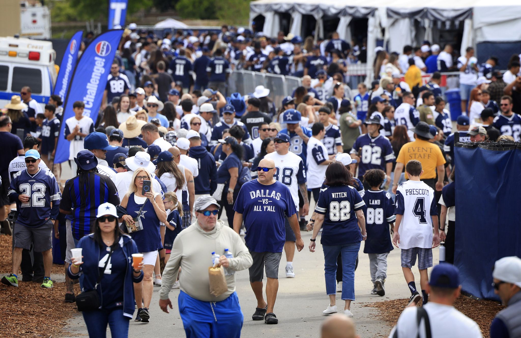 Here to stay: See photos from Cowboys training camp, including opening ...