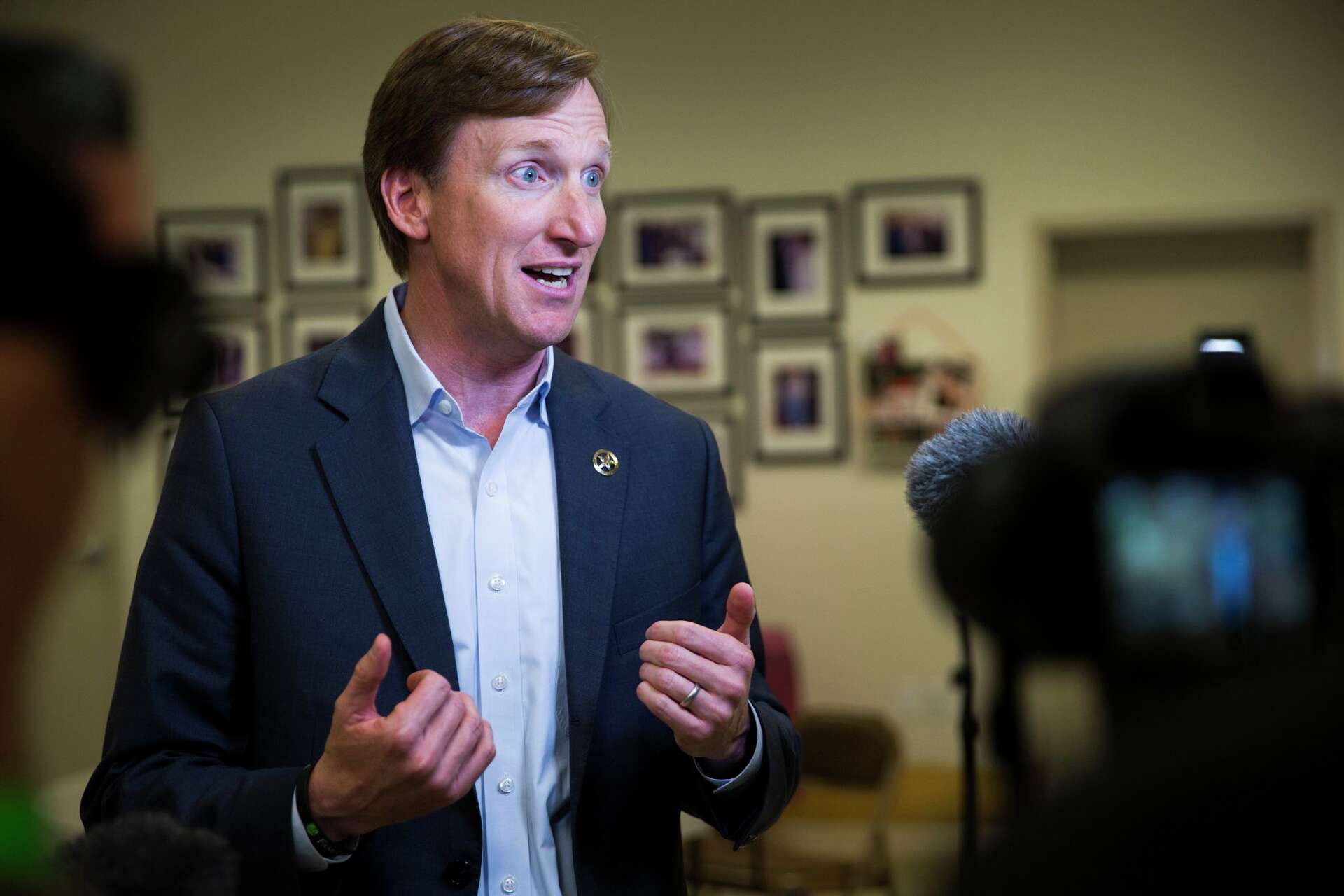 Houston businessman Andrew White drops Democratic bid for Texas governor
