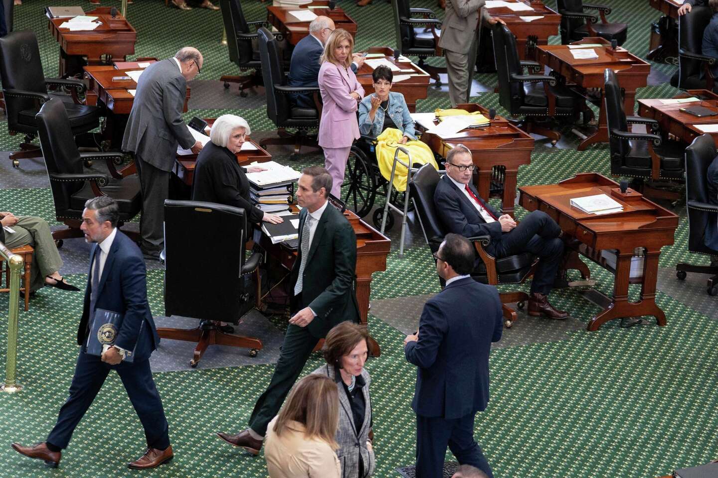 Texas Senate Democrats walk out to protest redistricting map