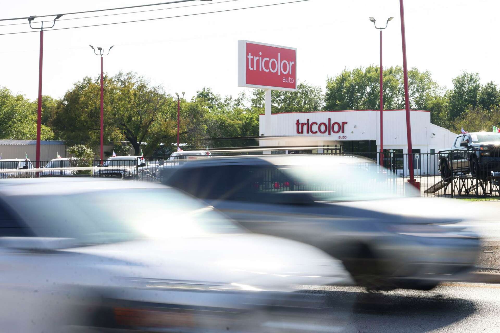 Dallas-based Tricolor paid CEO $30 million in year before alleged fraud