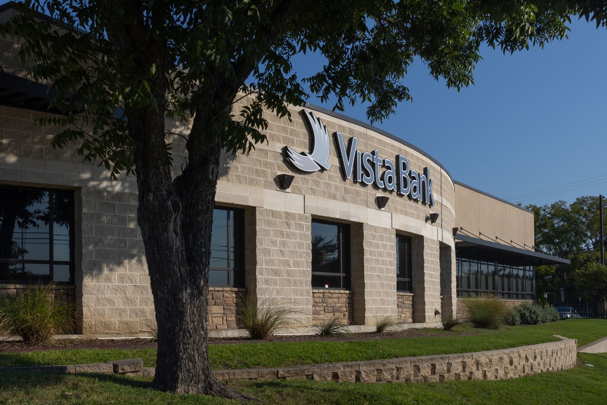 Dallas-based Vista Bank acquired in $369M deal