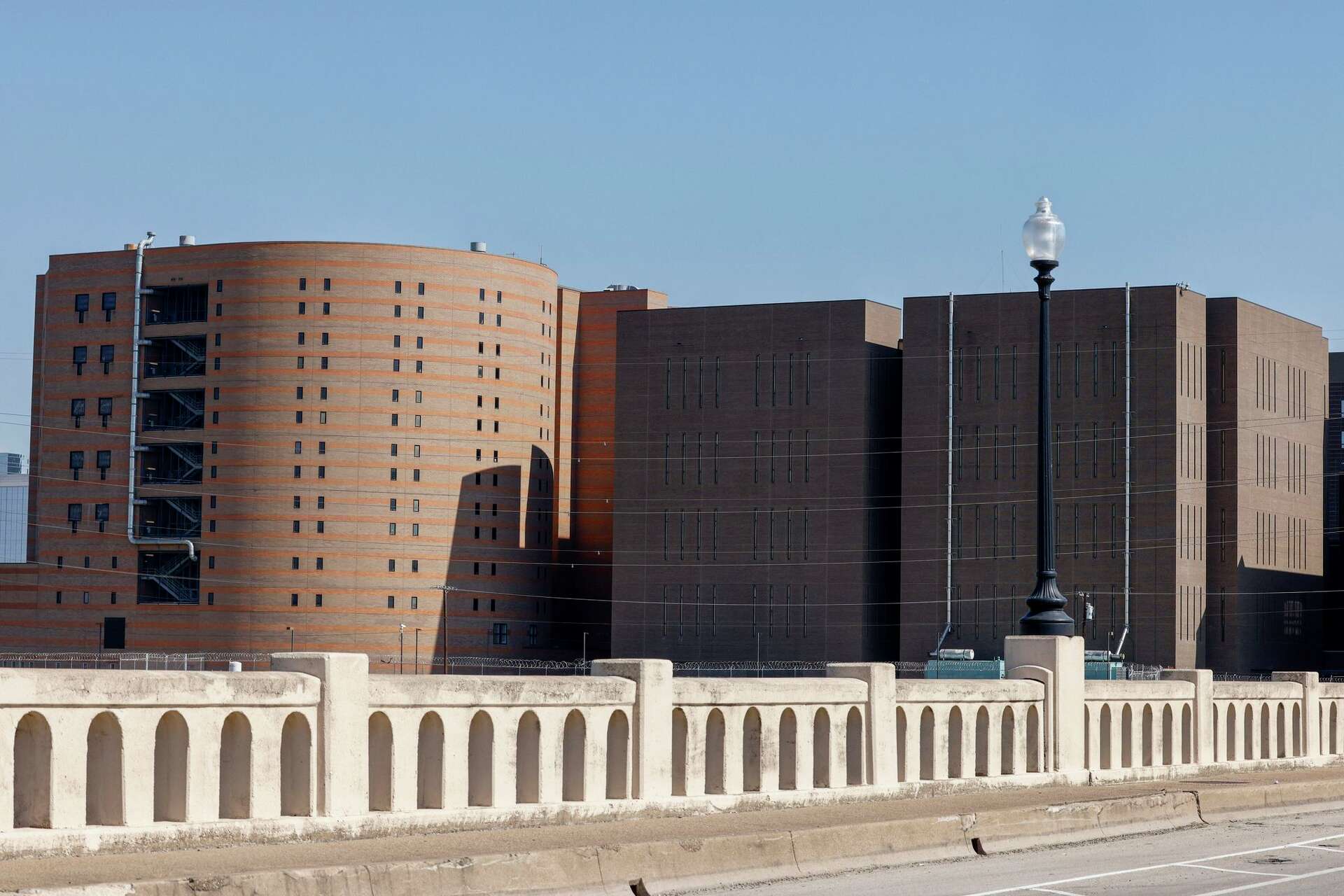 Dallas County jail held man 108 days past sentence as delayed releases ...